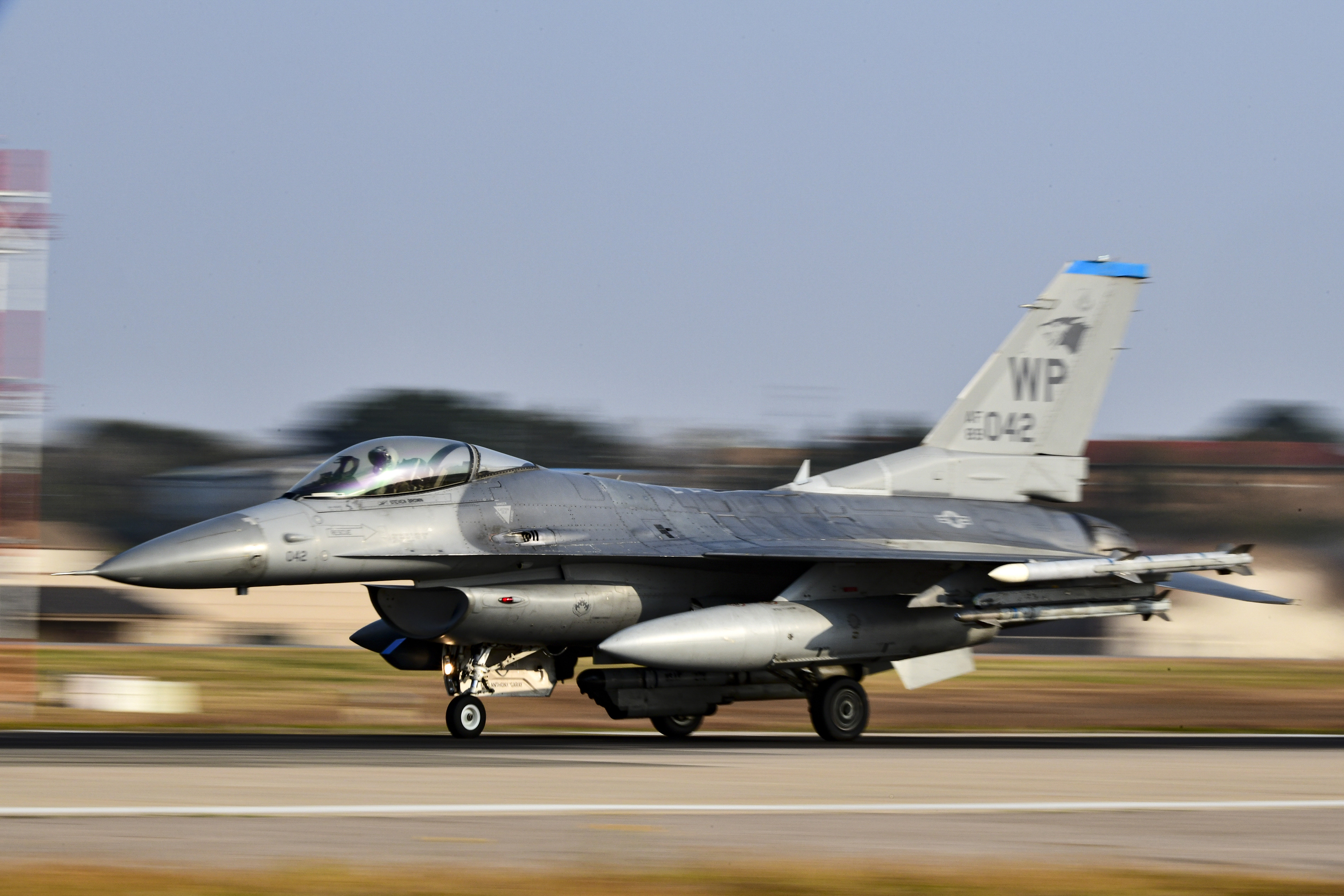 History in Motion: 8th OG tails take to skies > Kunsan Air Base ...