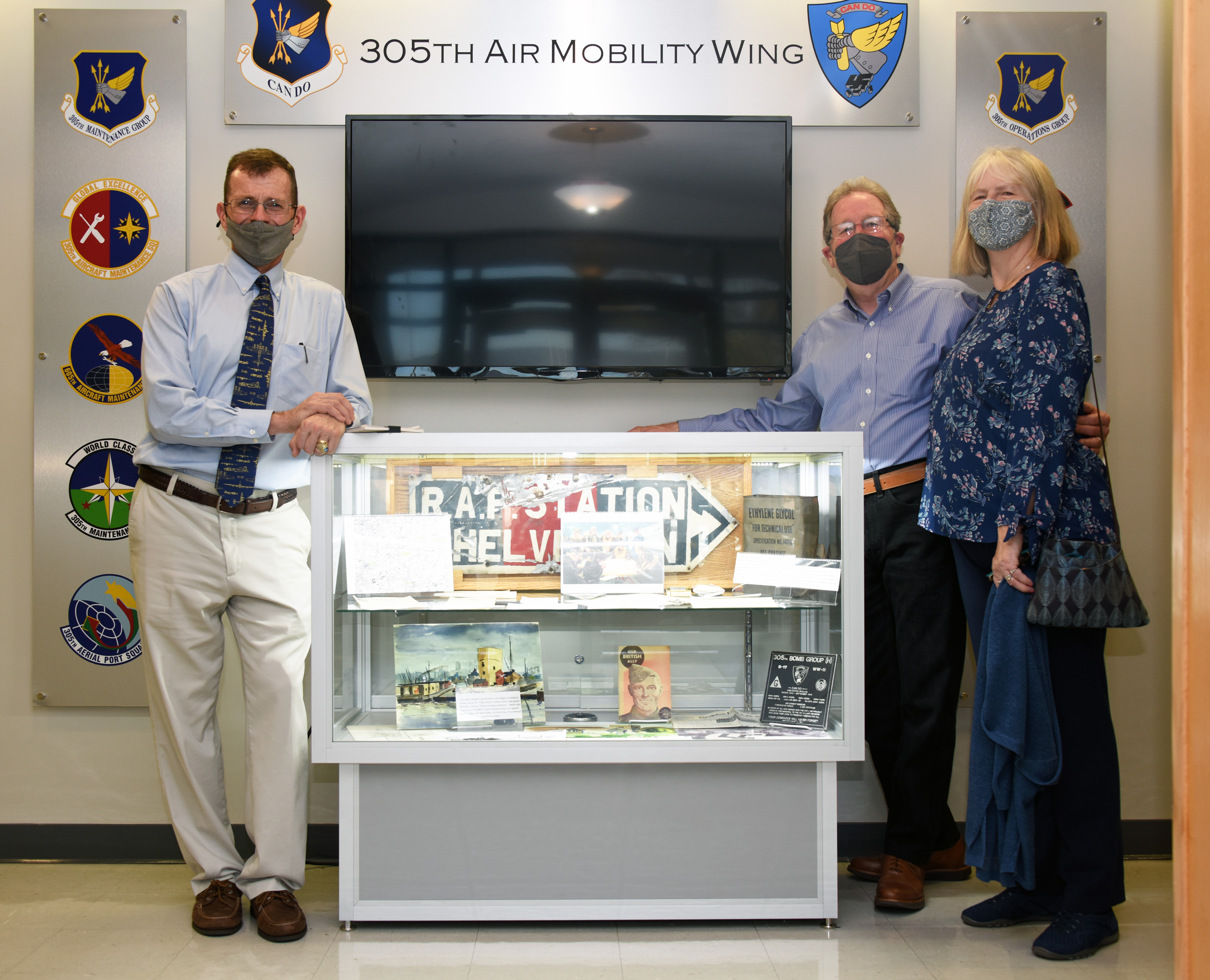 Son of WWII 305th Bombardment Group flight engineer honors his father’s ...