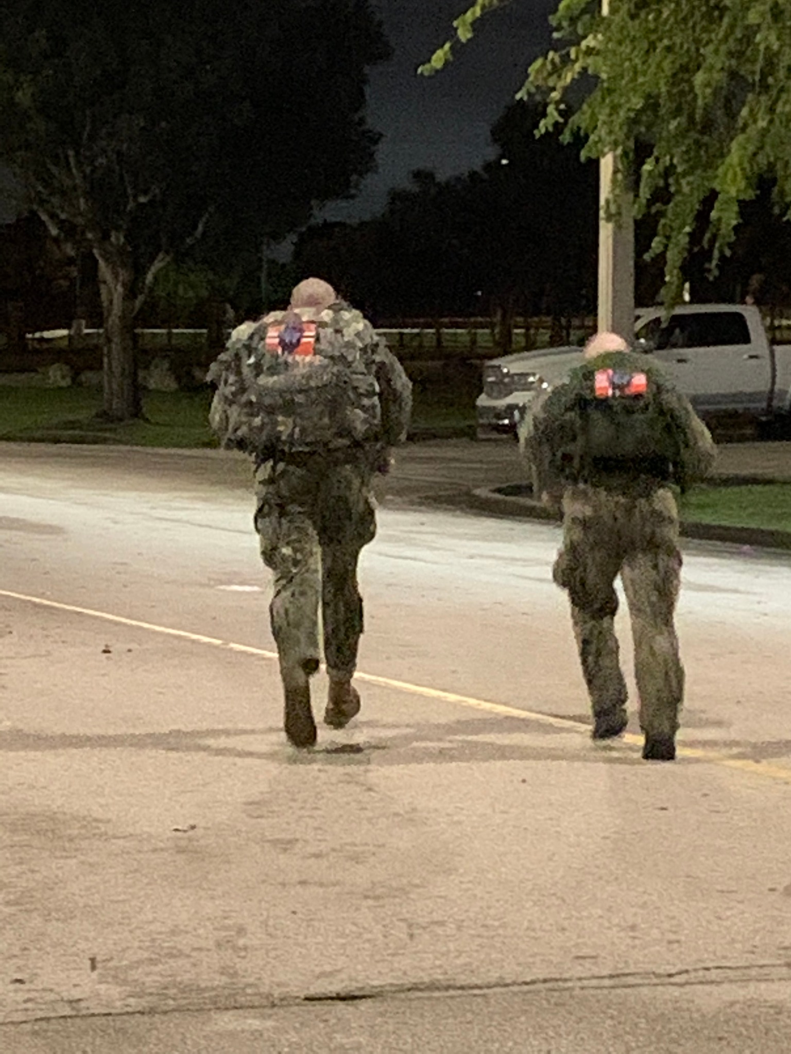 SOUTHCOM and SOCSOUTH team up for Norwegian-style ruck march in South ...