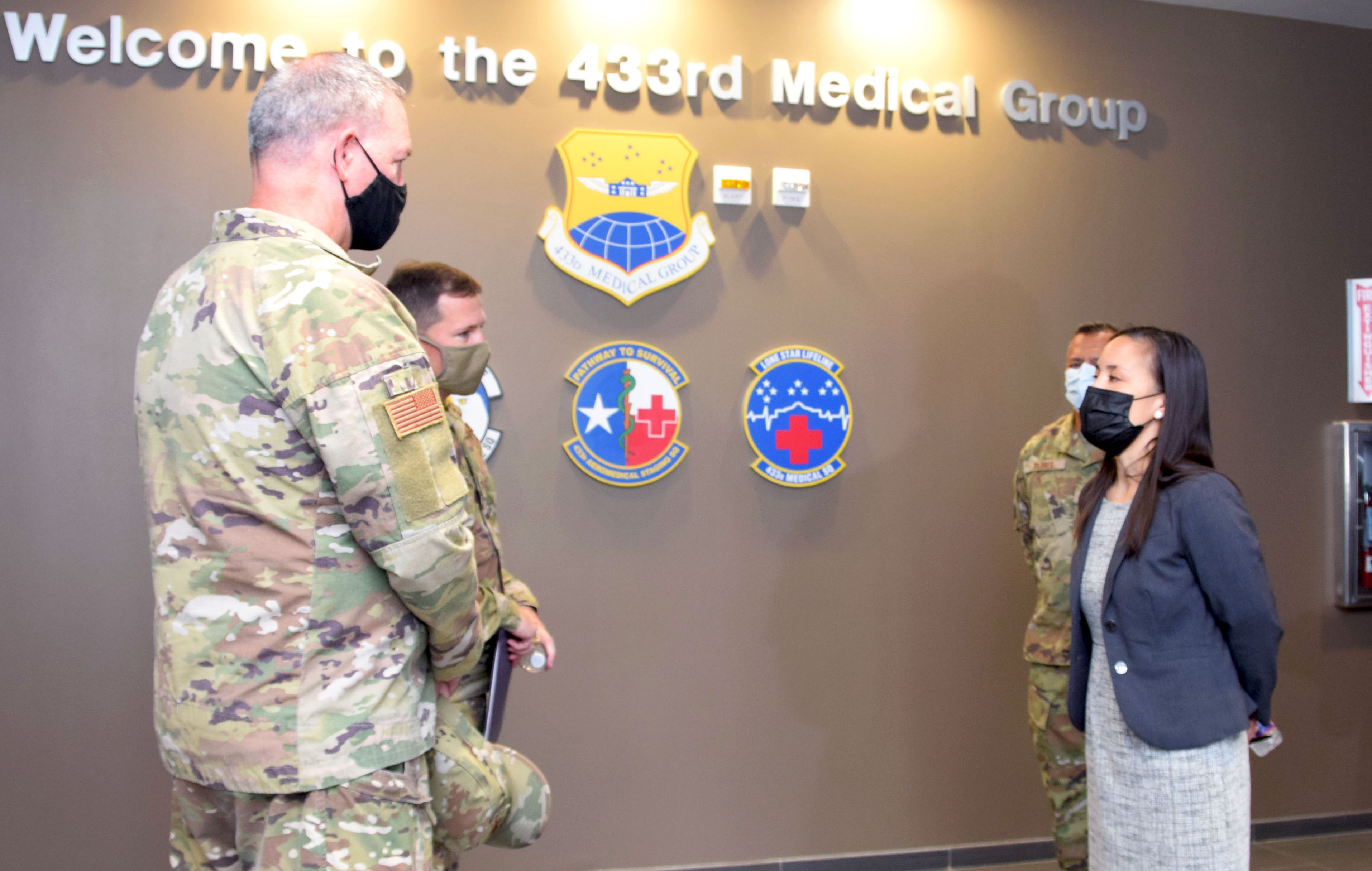 USECAF receives insight into COVID-19 vaccinations at Reserve wing