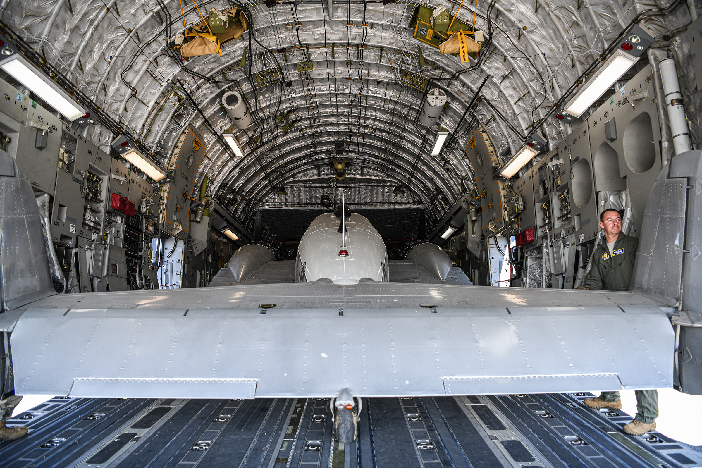 Wing transports piece of history to Robins > Robins Air Force Base ...