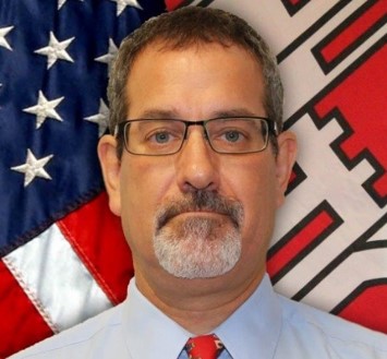 Scott Glass > Charleston District > Bio Article View