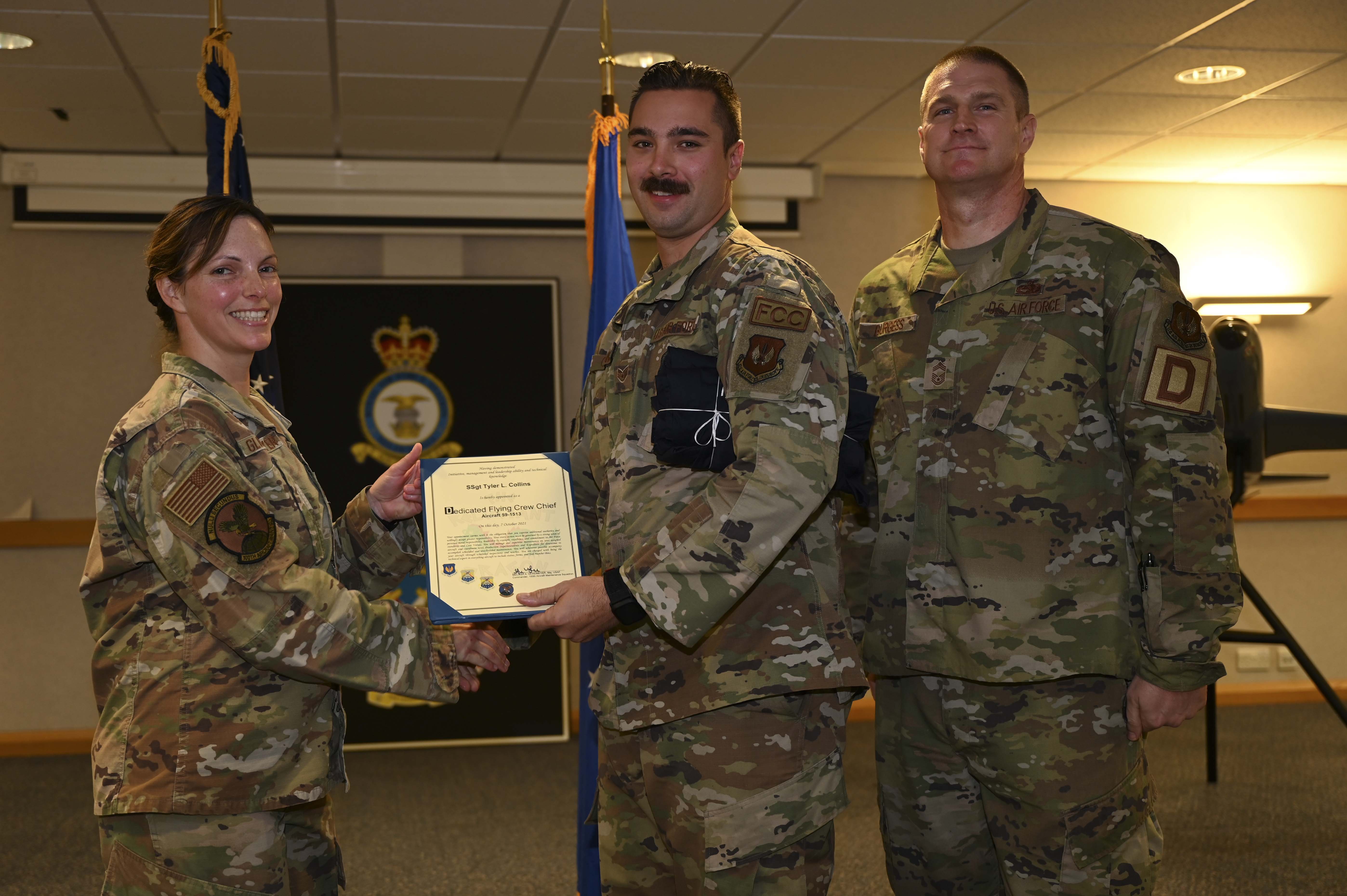 RAF Mildenhall names newest dedicated flying crew chiefs > Royal Air ...