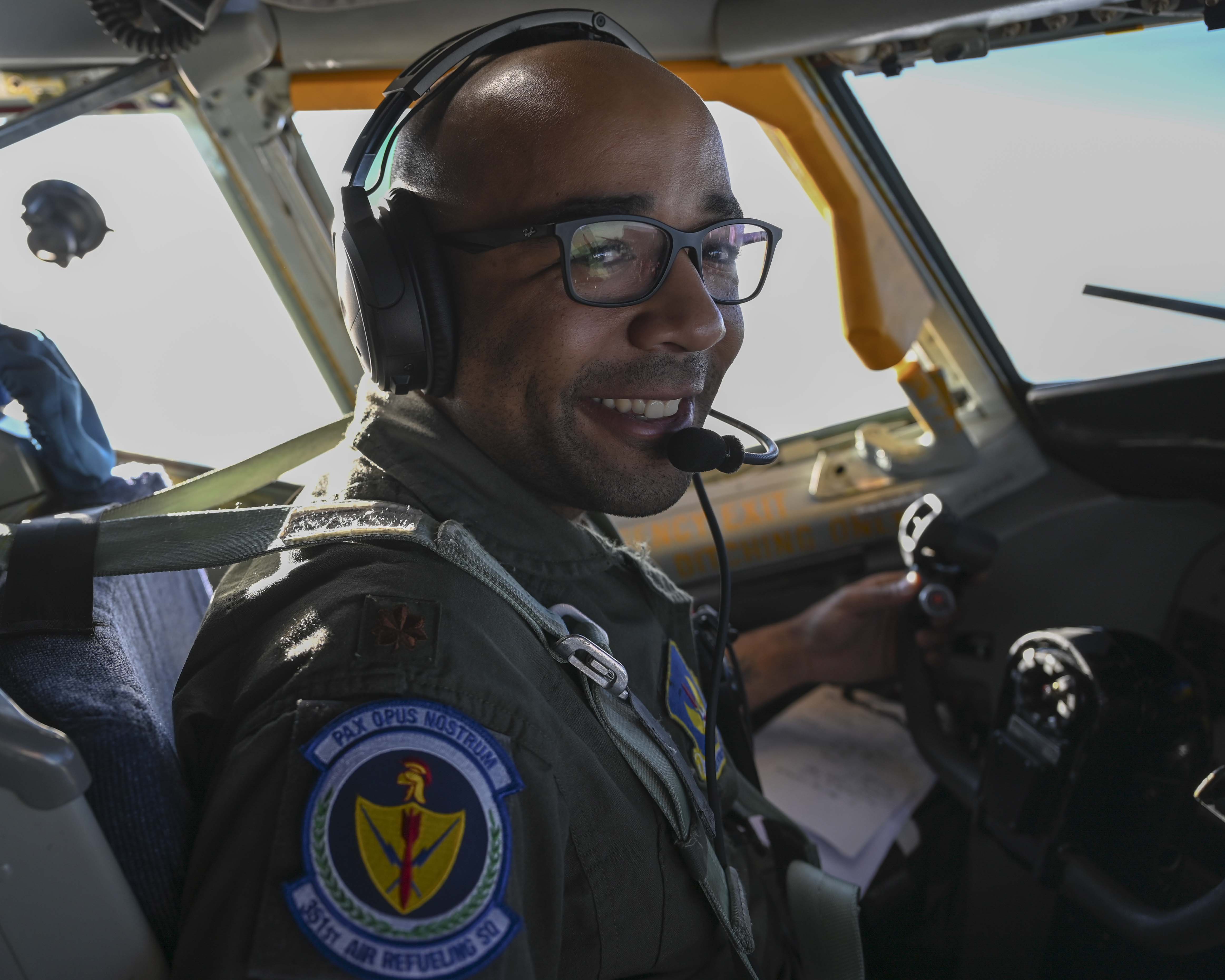 351st ARS RC-135 refuel mission > Royal Air Force Mildenhall > RAF ...