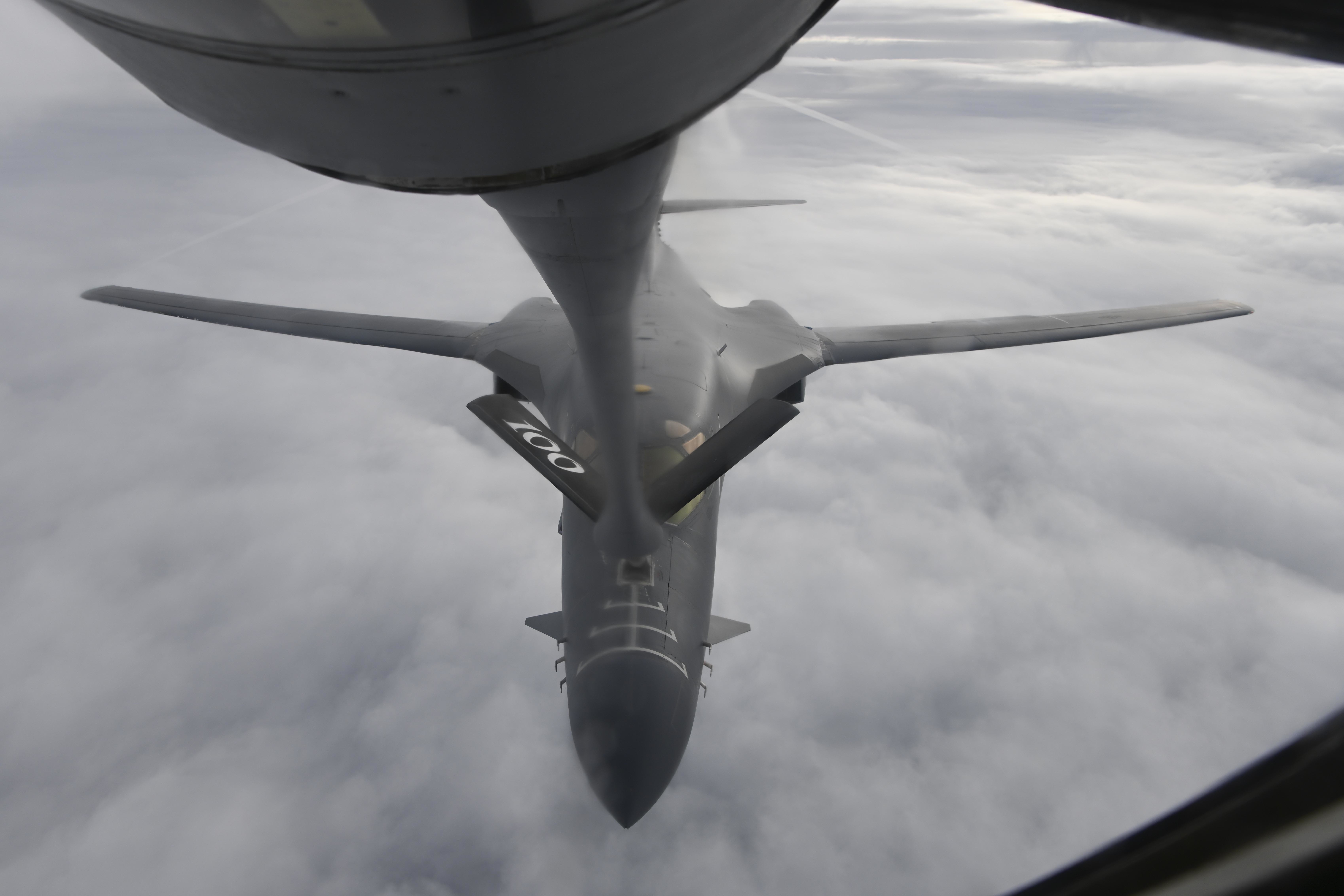 100th ARW refuels B-1B Lancer aircraft during Bomber Task Force mission ...