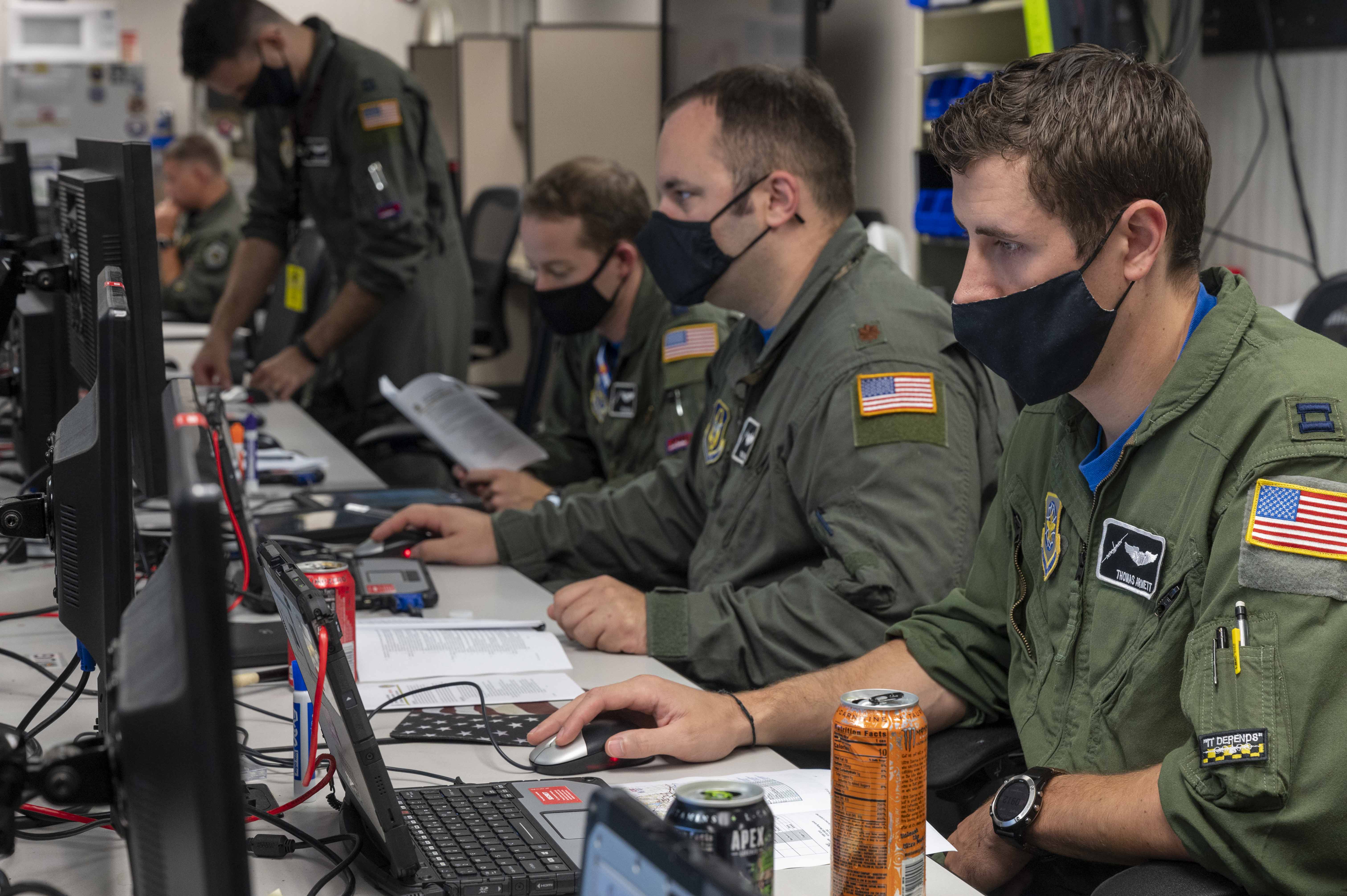 LRAFB cadre lead way for top-tier Weapons Officers > Nellis Air Force ...