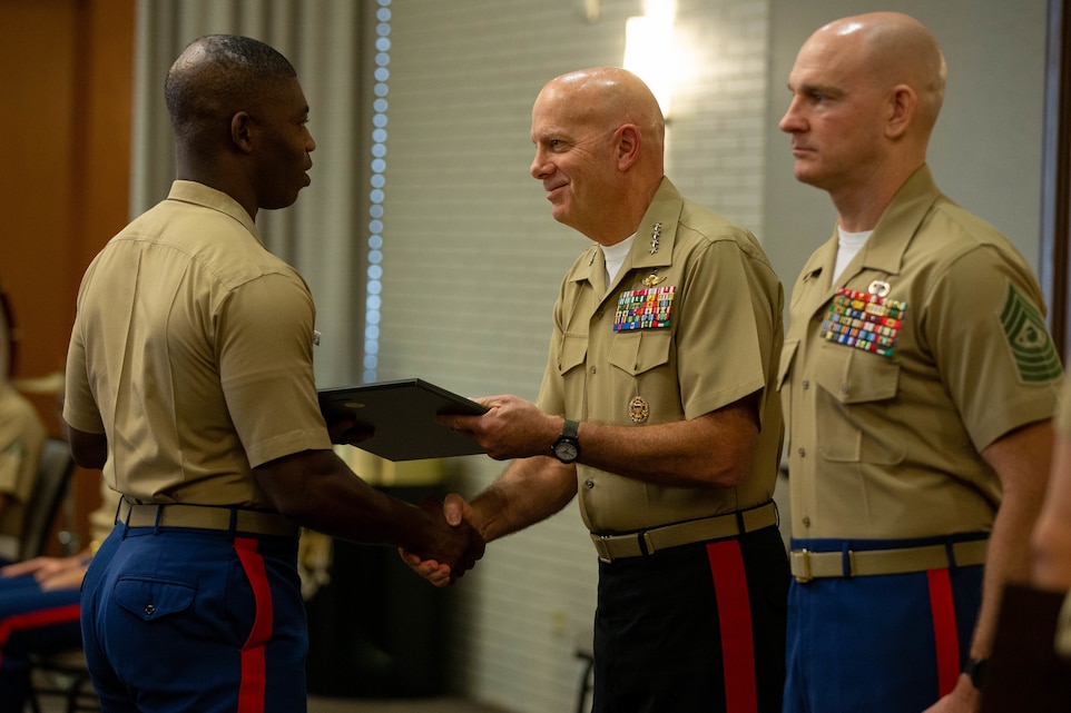 MCRC Leadership gets 'back to basics' for FY22 > United States Marine ...