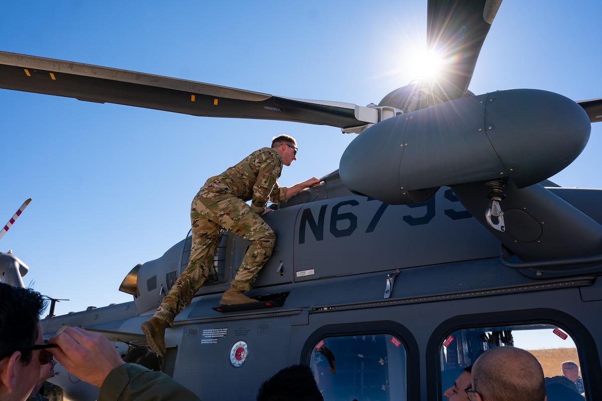 F.E. Warren gets first look at Grey Wolf > F.E. Warren Air Force Base ...