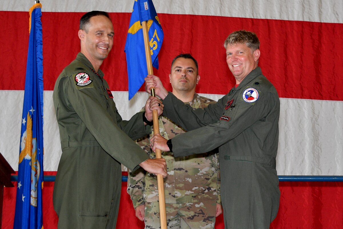 457th Fighter Squadron welcomes new commander > 301st Fighter Wing ...