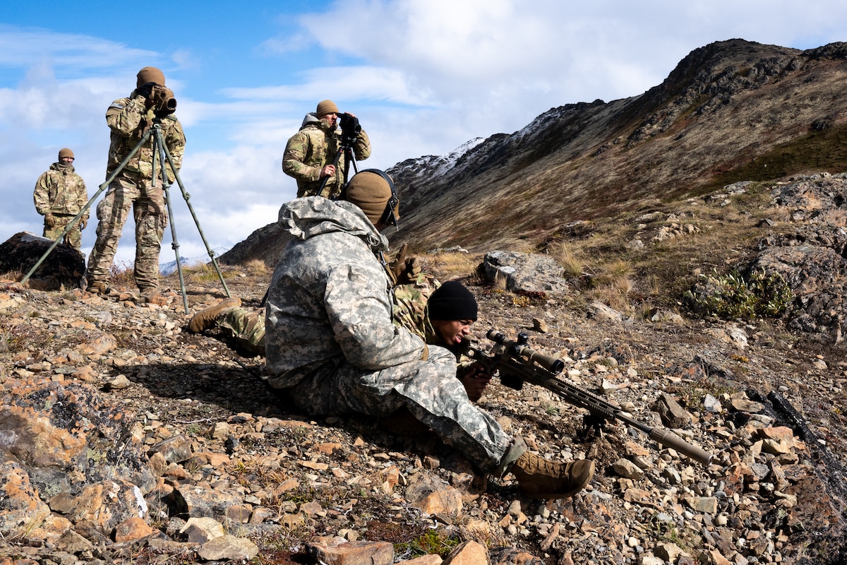 '1 Geronimo' Paratroopers try out for Scout Platoon > Joint Base ...
