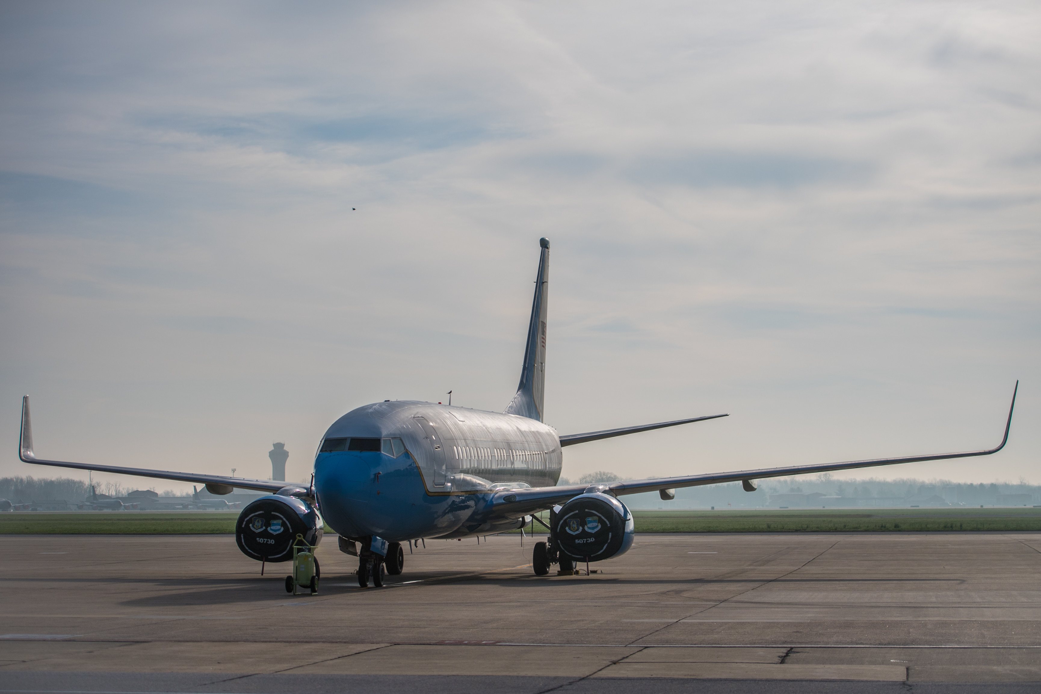 C-40B/C > Air Force > Fact Sheet Display