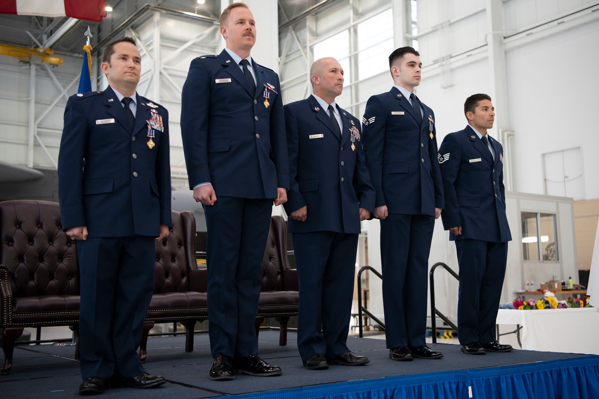 Total Force C-17 aircrew awarded Distinguished Flying Cross > Air Force ...