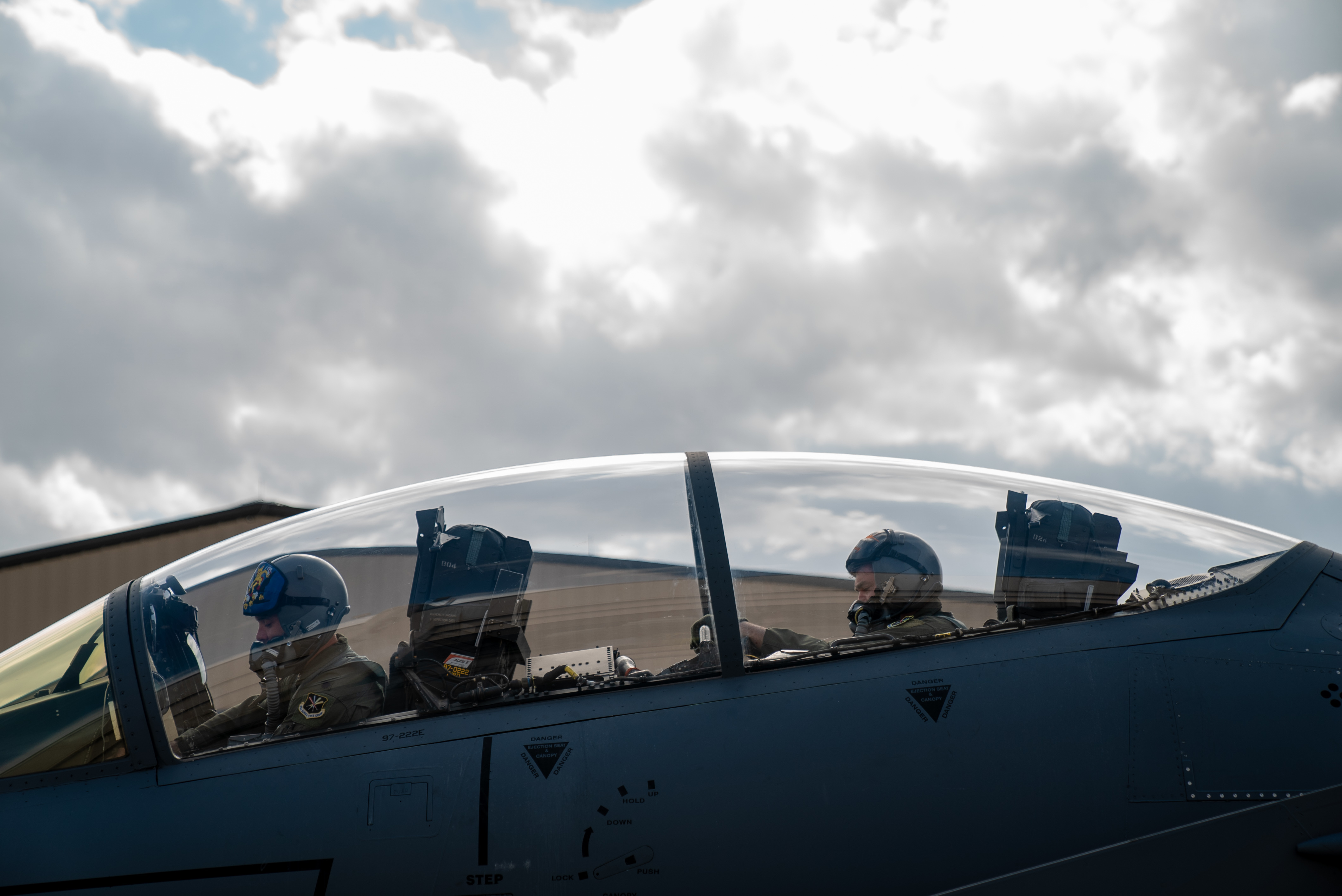 413th FTG commander takes final flight > 413th Flight Test Group > News