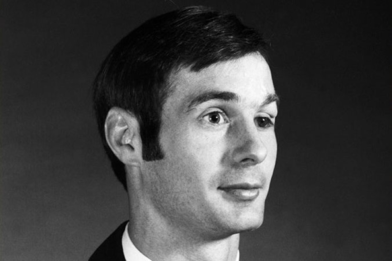 Medal of Honor Monday: Navy Lt. Thomas R. Norris > U.S. Department of ...