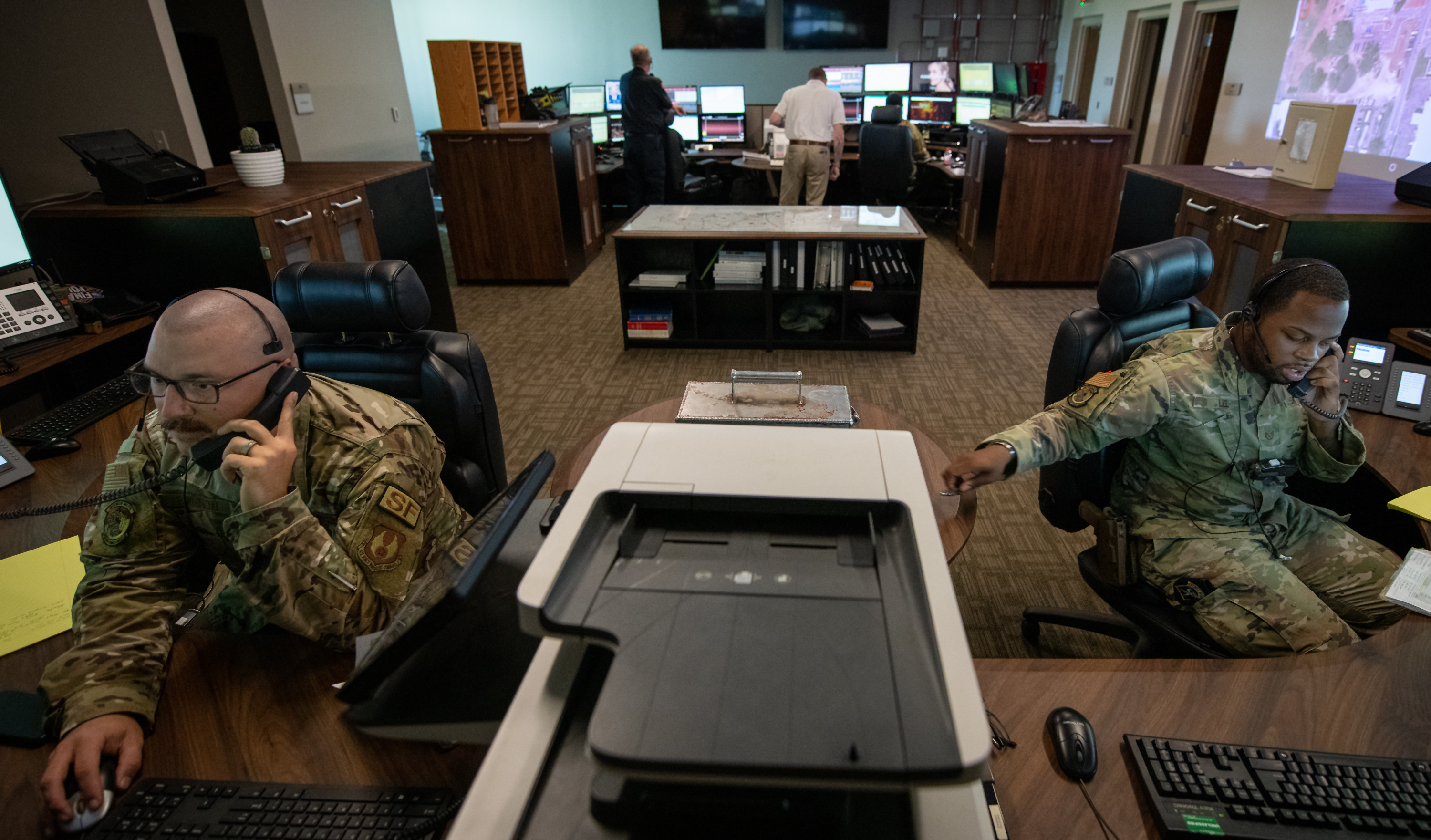 Dispatchers: the first link in the emergency response chain > Eglin Air ...