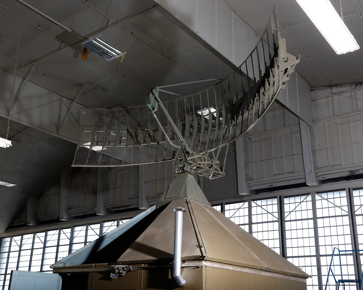 Bendix AN/TPS-1B Search Radar > National Museum of the United States ...