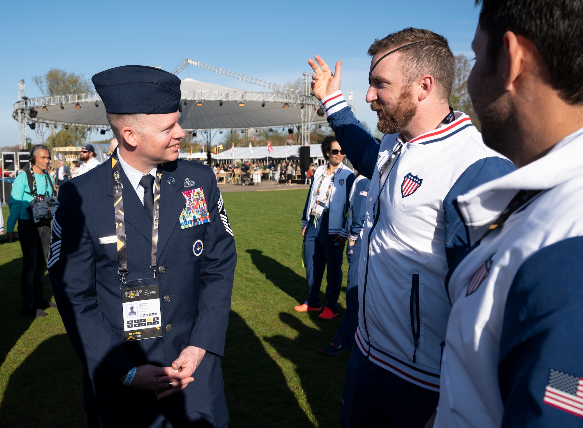 USAFE-AFAFRICA command chief visits Invictus Games 2022 > Secretary of ...