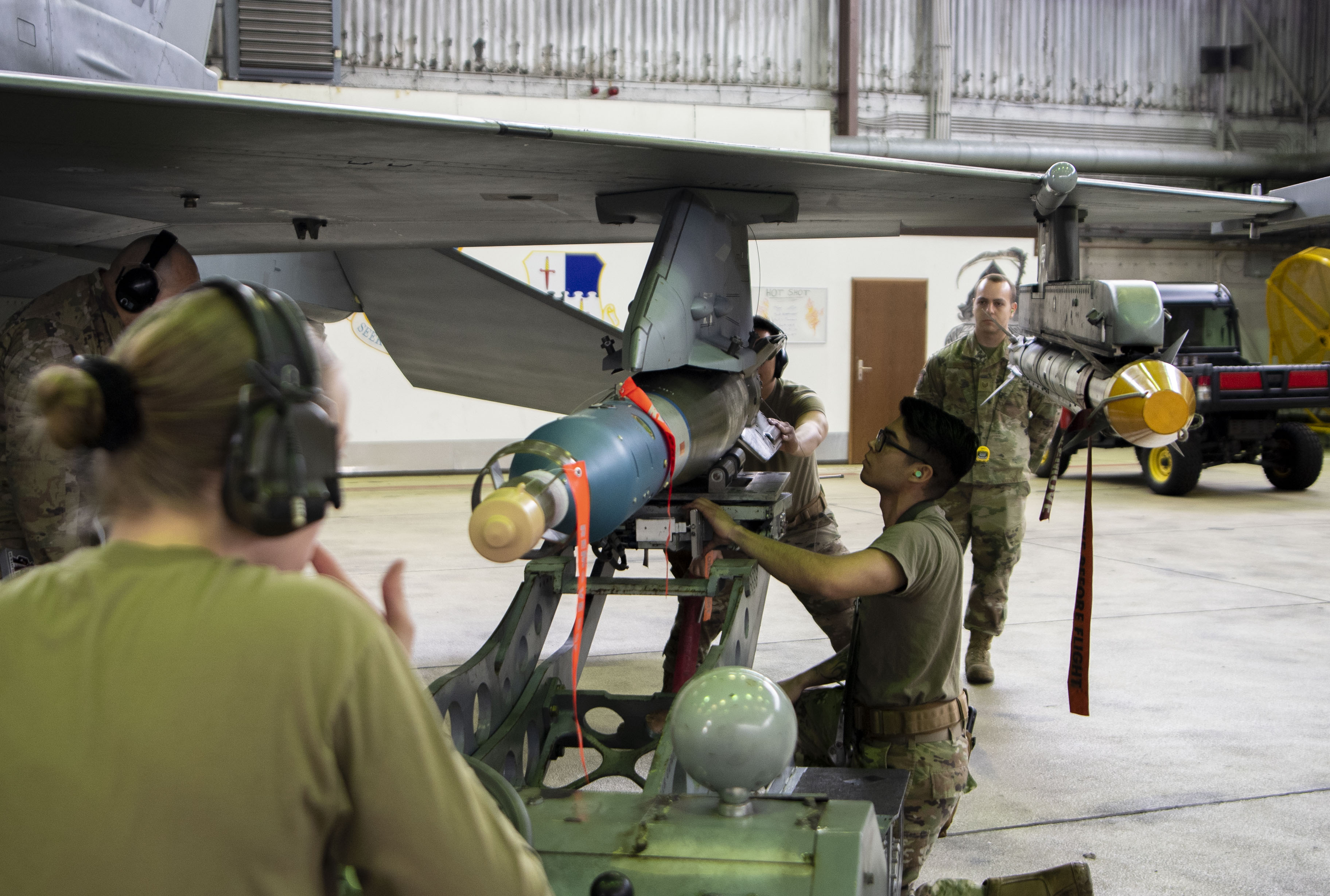52nd MXG hosts Weapons Load Crew of the Quarter Competition ...