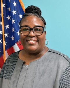 Kenner Army Health Clinic > About Us > Leadership