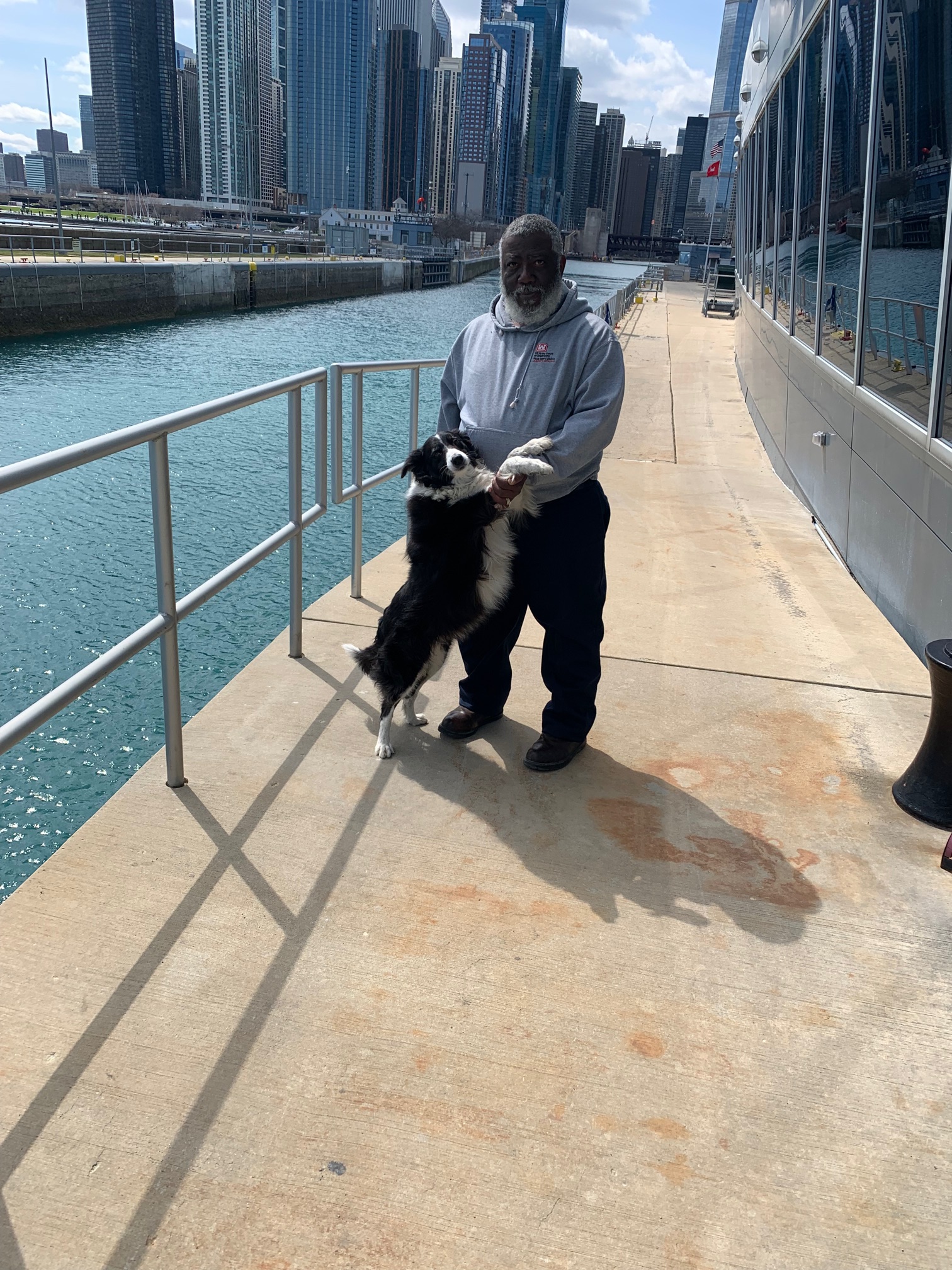 Chicago Harbor Lock and Dam welcomes back Ellie > Great Lakes and Ohio ...