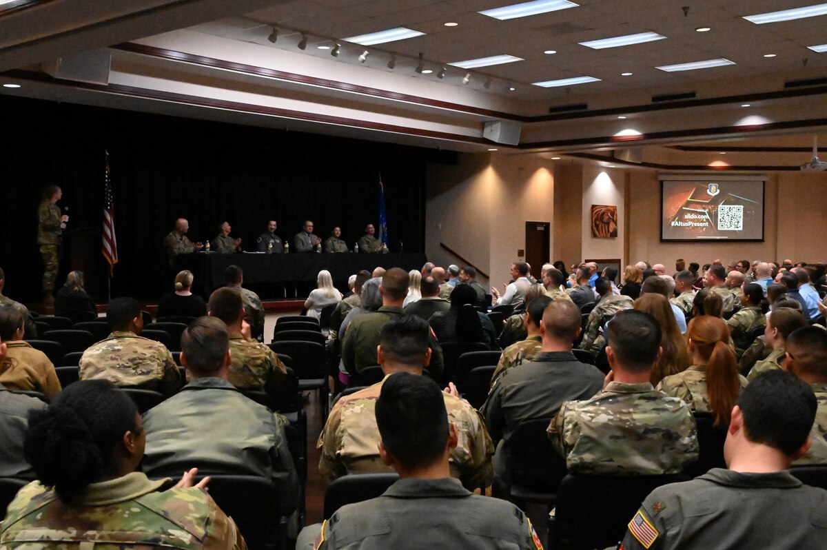 VCSAF, former 97 AMW leaders return for first ‘Legacy of the Spear ...