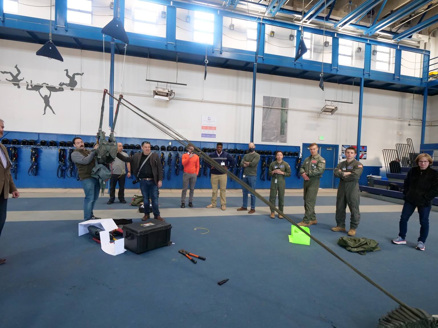 CADETS COLLABORATE IN B-52 BOMBER EJECTION SEAT REDESIGN > Air Force ...