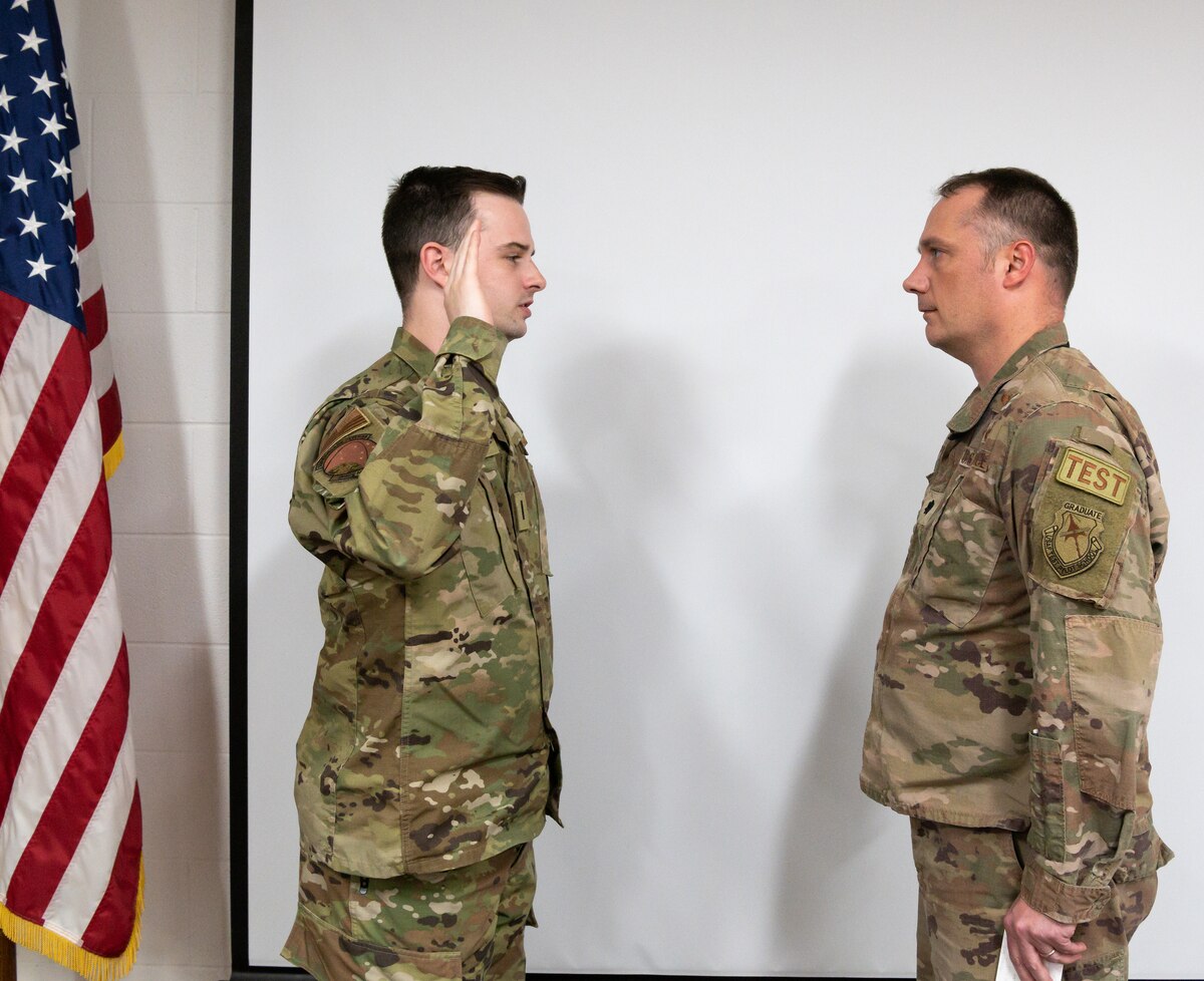 Erickson promoted to first lieutenant > Arnold Air Force Base > Article ...