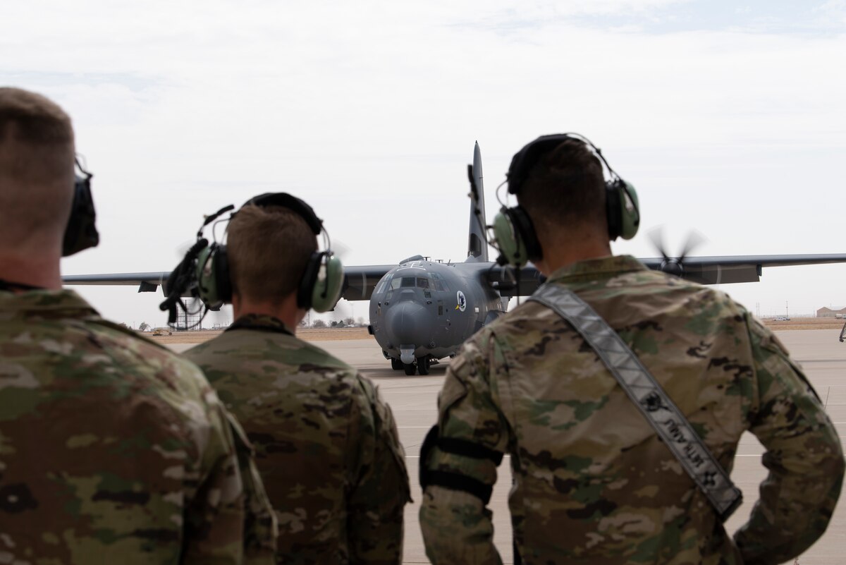 16th Special Operations Squadron receives first AC-130J Ghostrider ...