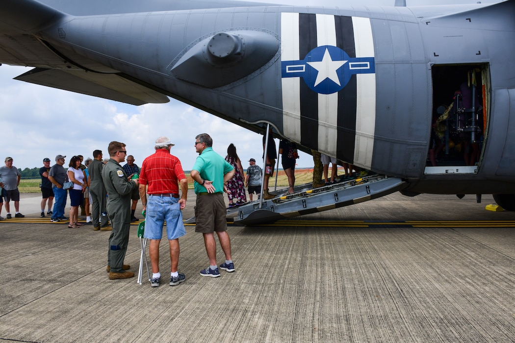 Youngstown Air Reserve Station > Home