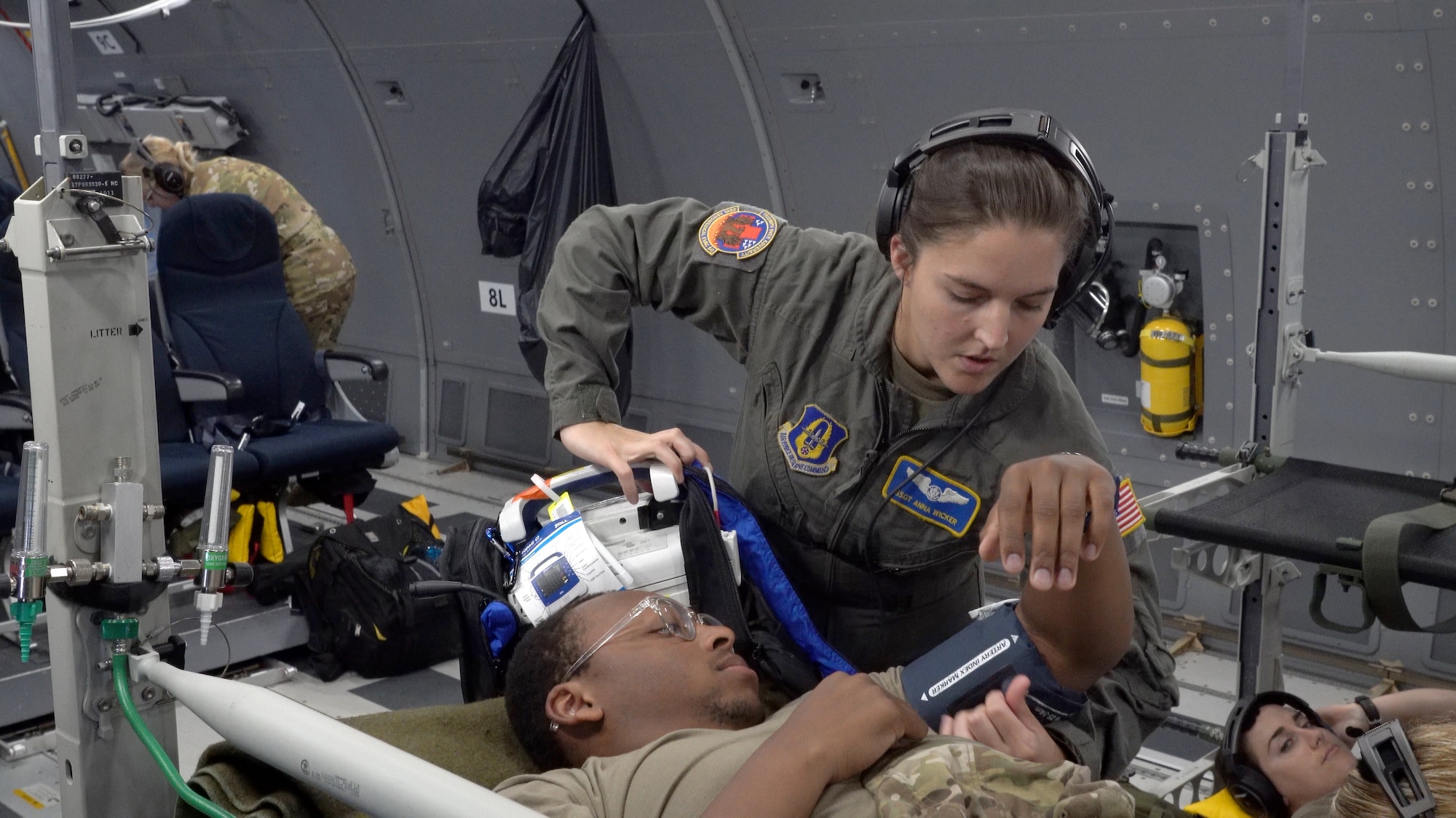 Aeromedical Evacuation crews train on new aircraft > Air Force Medical ...