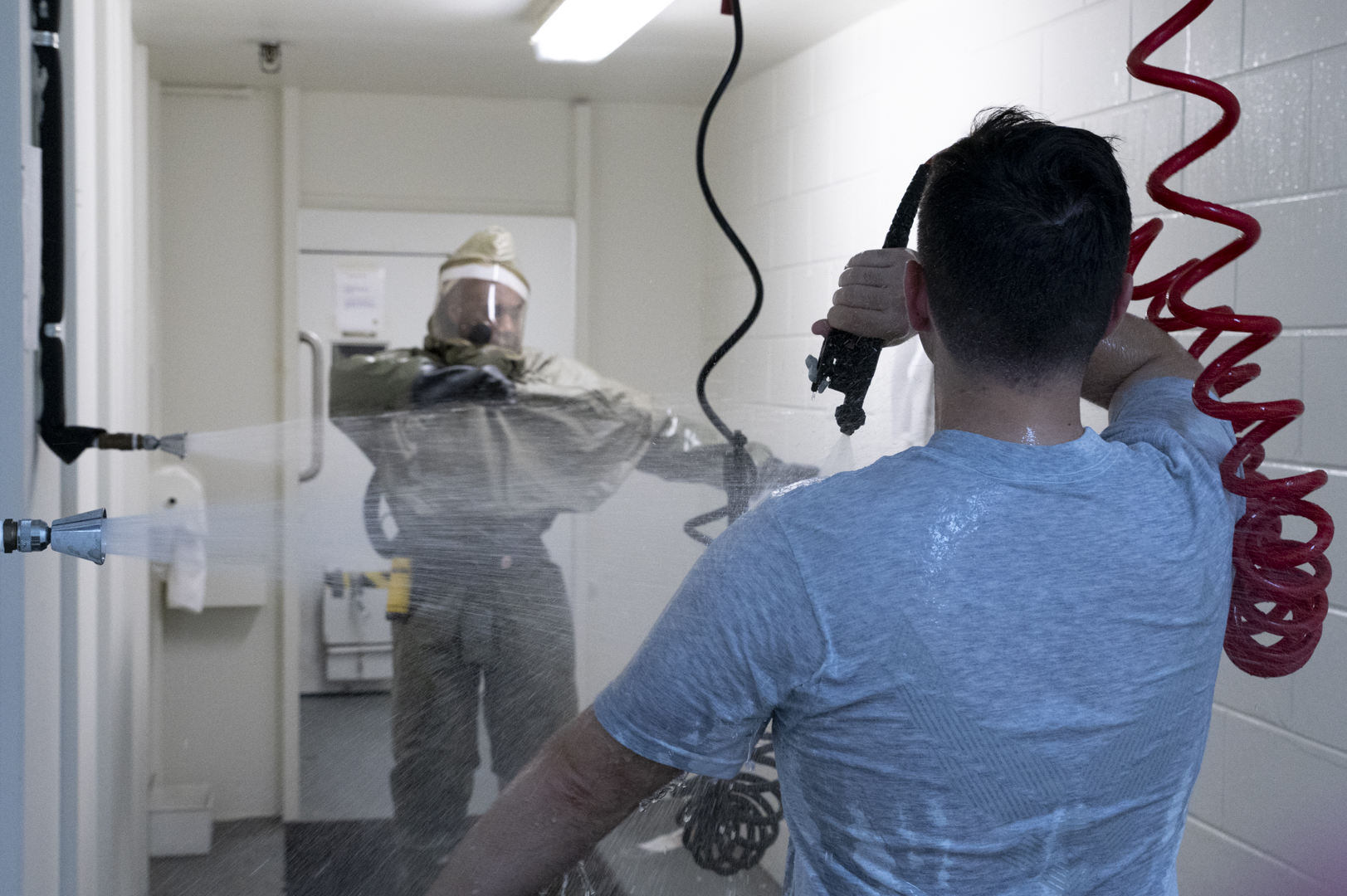 51 MDG practices decon procedures > Osan Air Base > Article Display