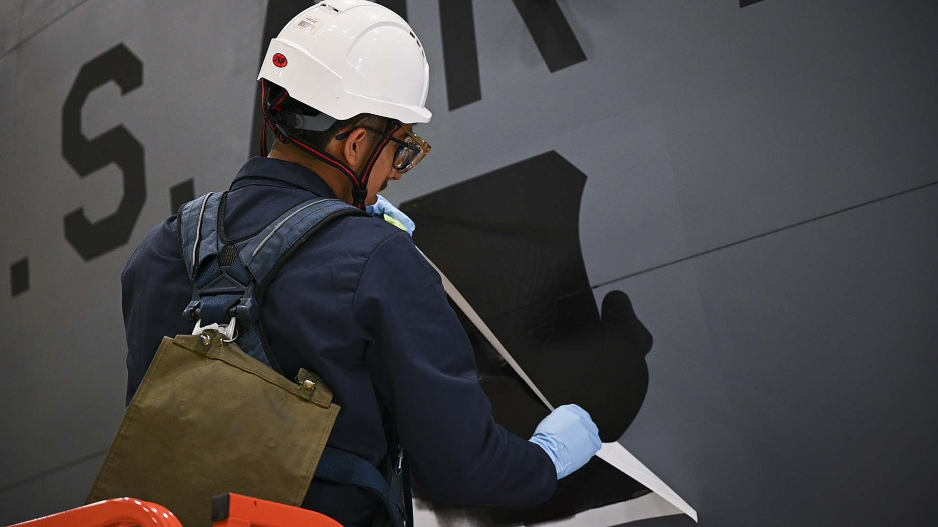 Corrosion control performs KC-135 maintenance > Royal Air Force ...