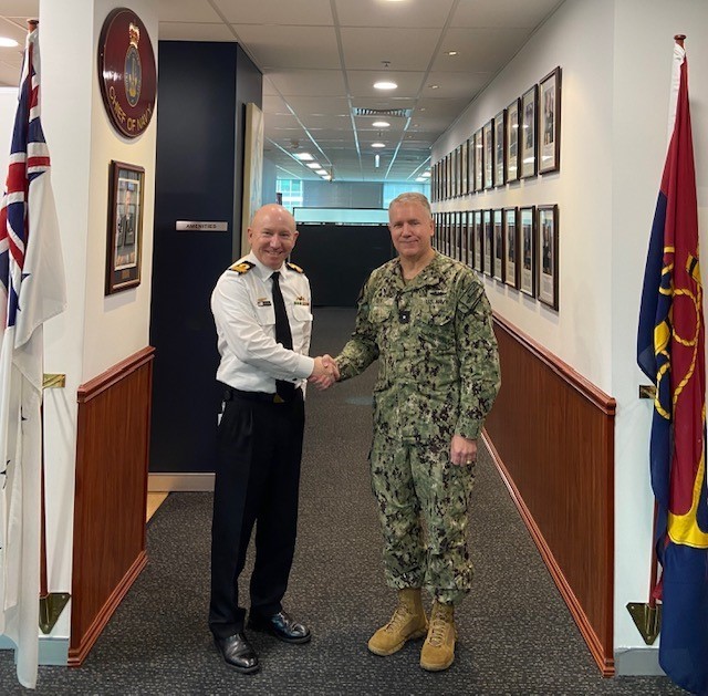 CSG 7 Visits Australia, Talks Interoperability > Commander, U.S. 7th ...
