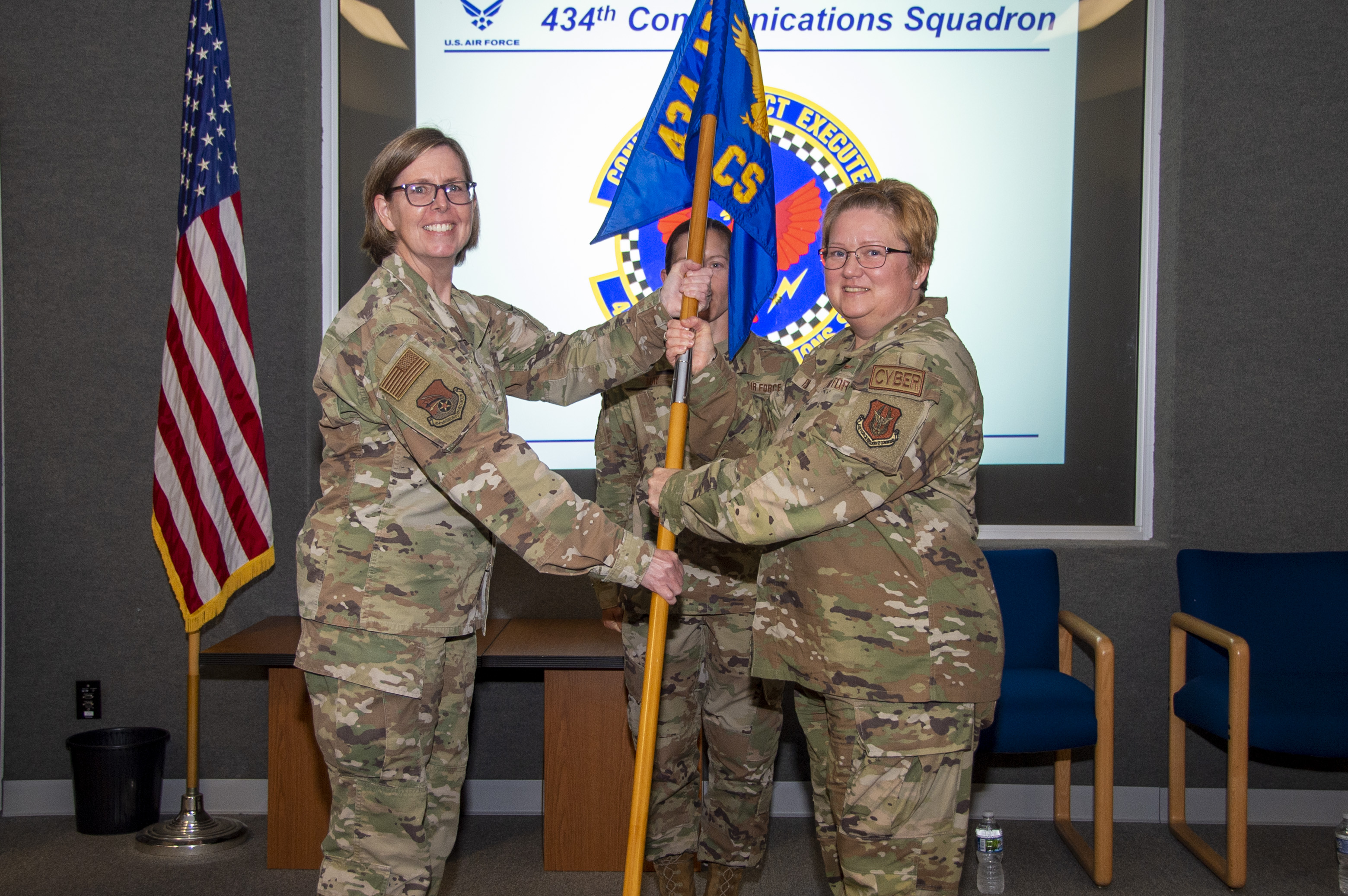 434th CS welcomes new commander > Grissom Air Reserve Base > News