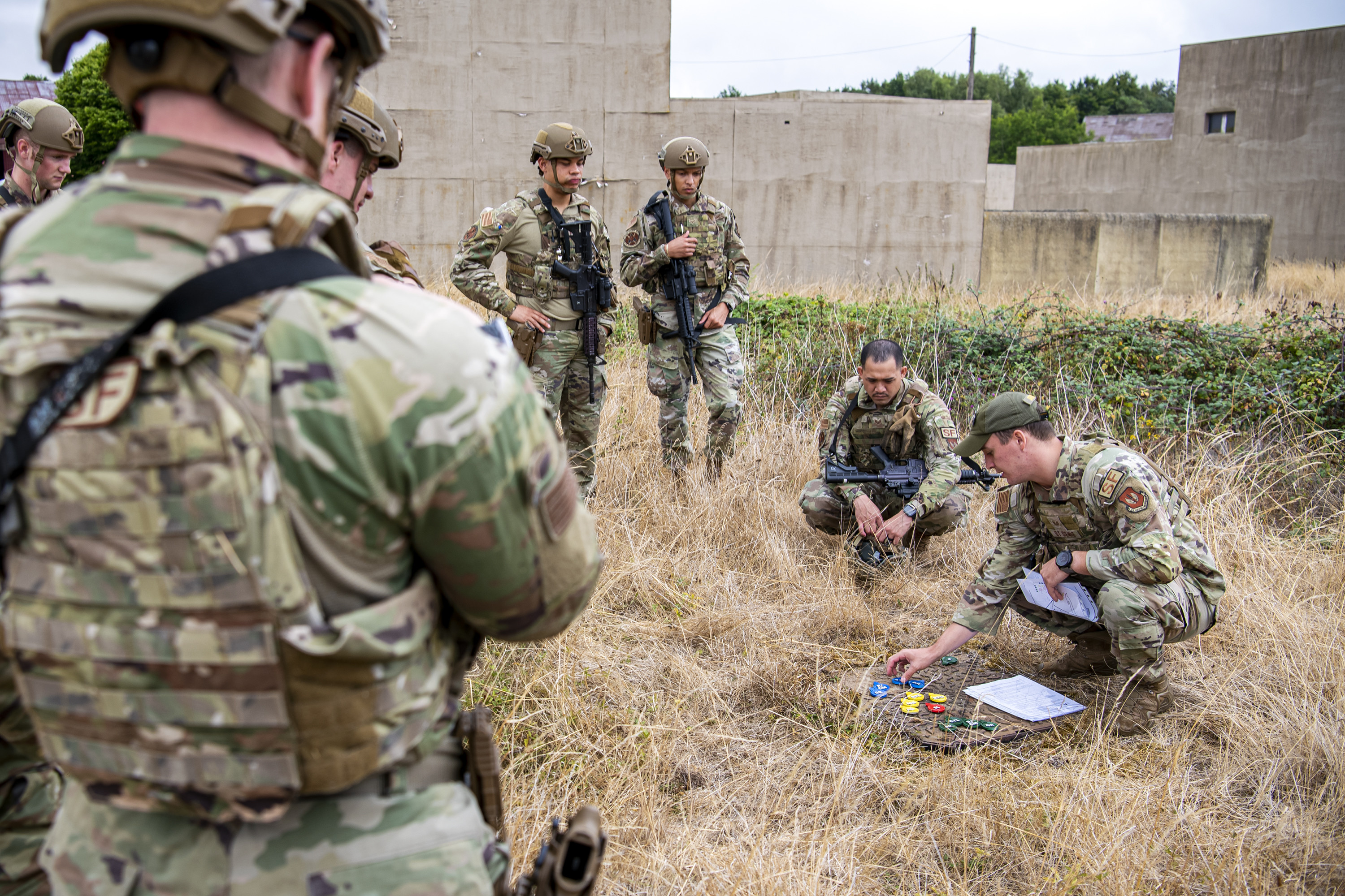 Security forces units use FTX to hone combat readiness > 501st Combat ...