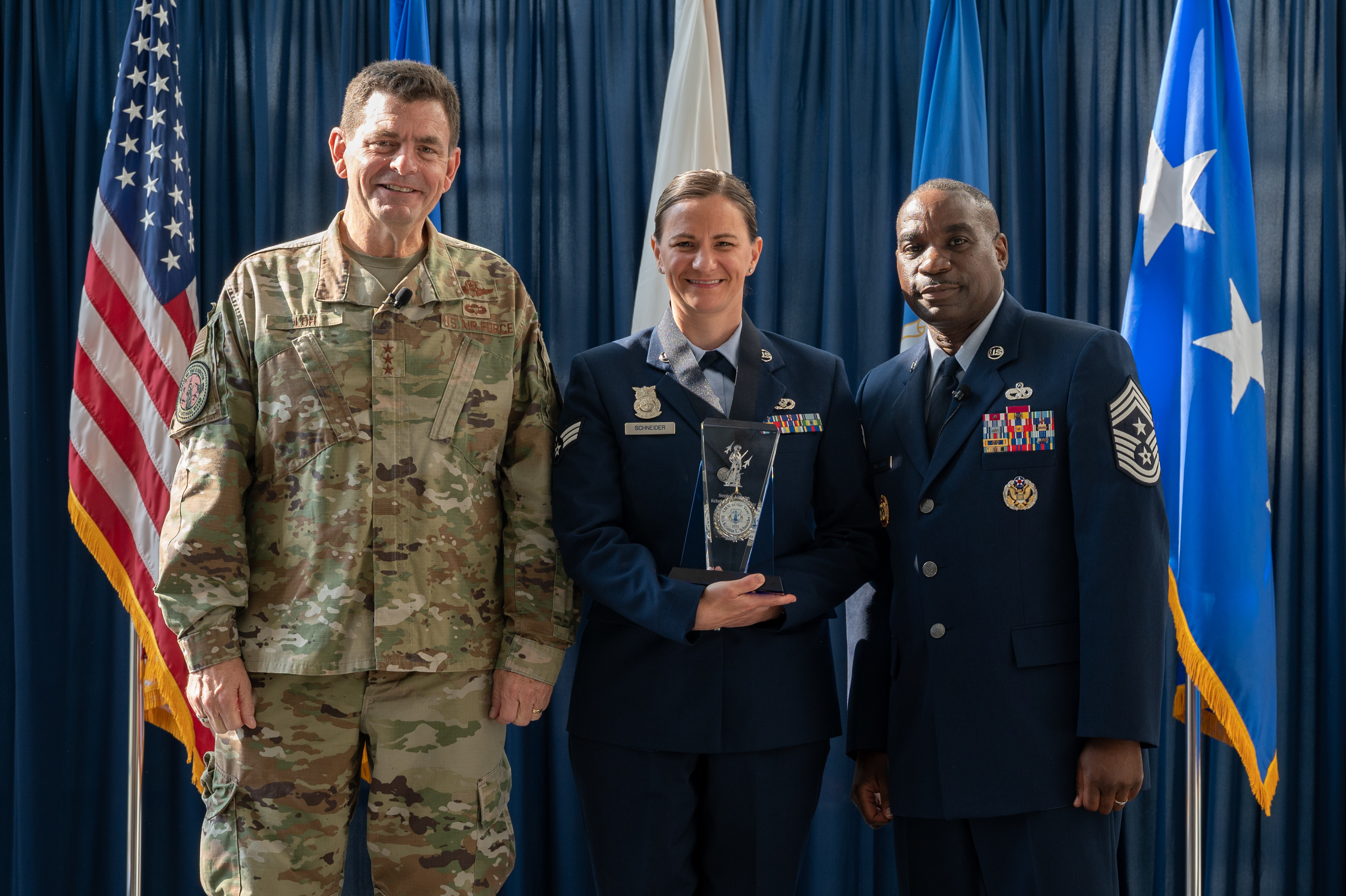 Exceeding the Standard—2022 Focus On The Force Week > 165th Airlift ...