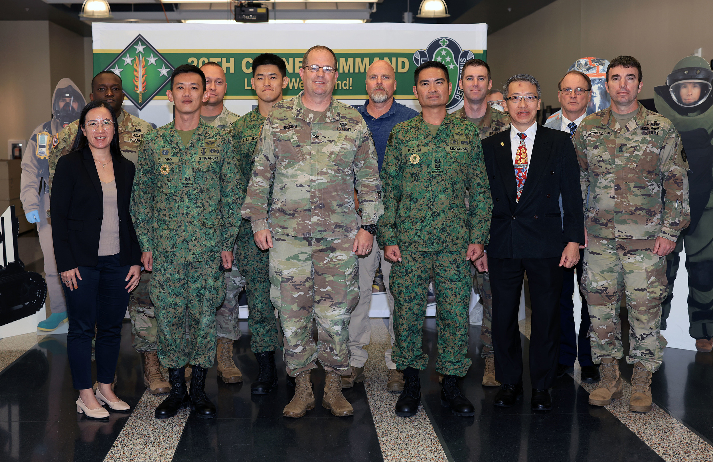 Premier U.S. Army All Hazards Command Hosts Singaporean Armed Forces ...