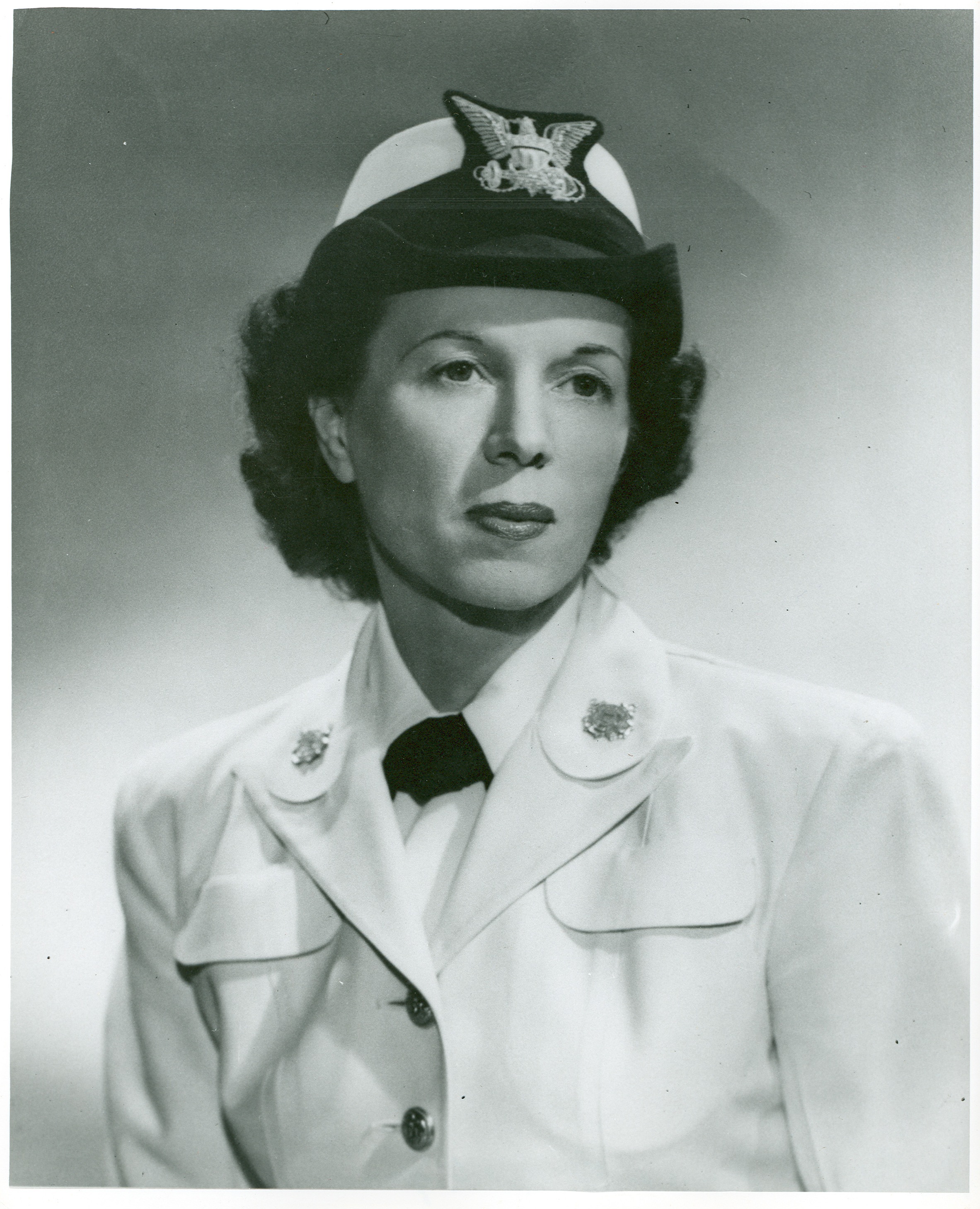 SPAR Edith Munro, USCGR (WR)