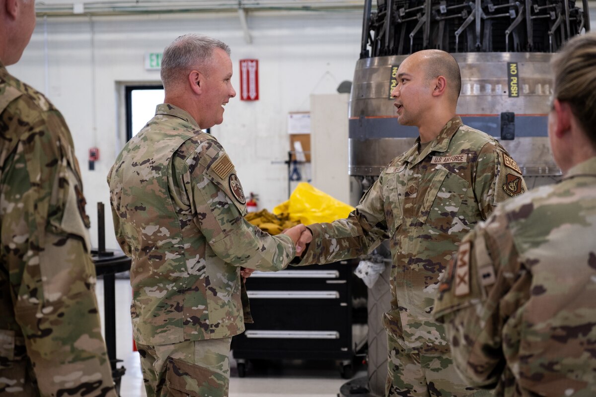 PACAF deputy commander recognizes Kadena innovation milestones > Kadena ...