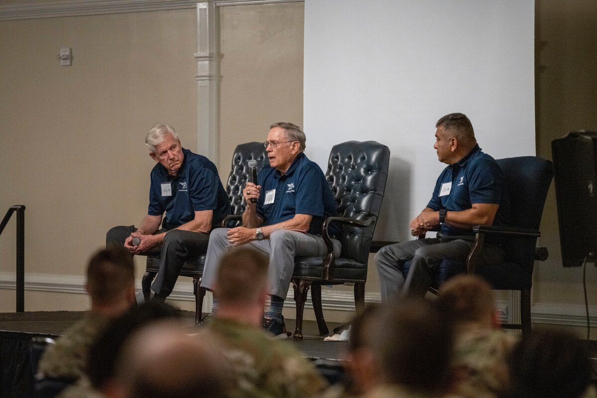 AFA Legends visit SJAFB > Seymour Johnson Air Force Base > Article Display