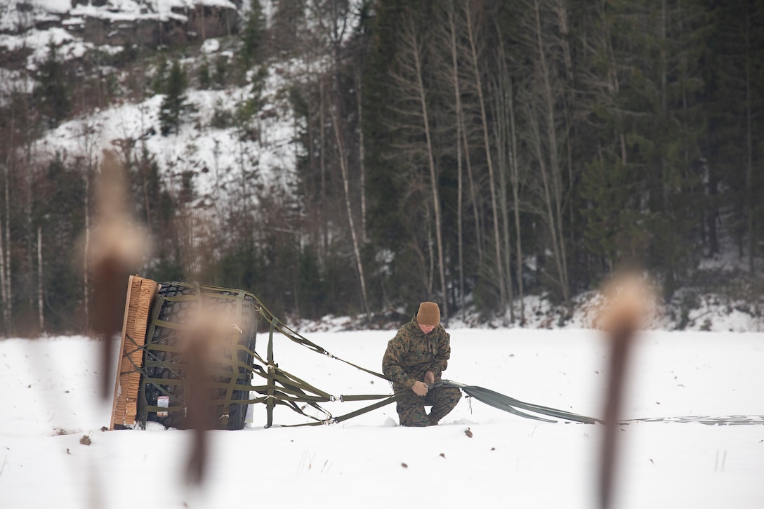 Aerial Delivery with Finnish KASA 295