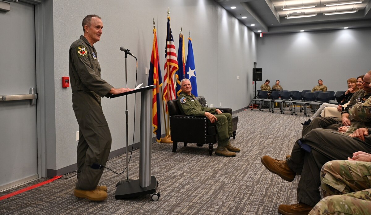 Former 162nd Wing Commander retires with gratitude > 162nd Wing > News