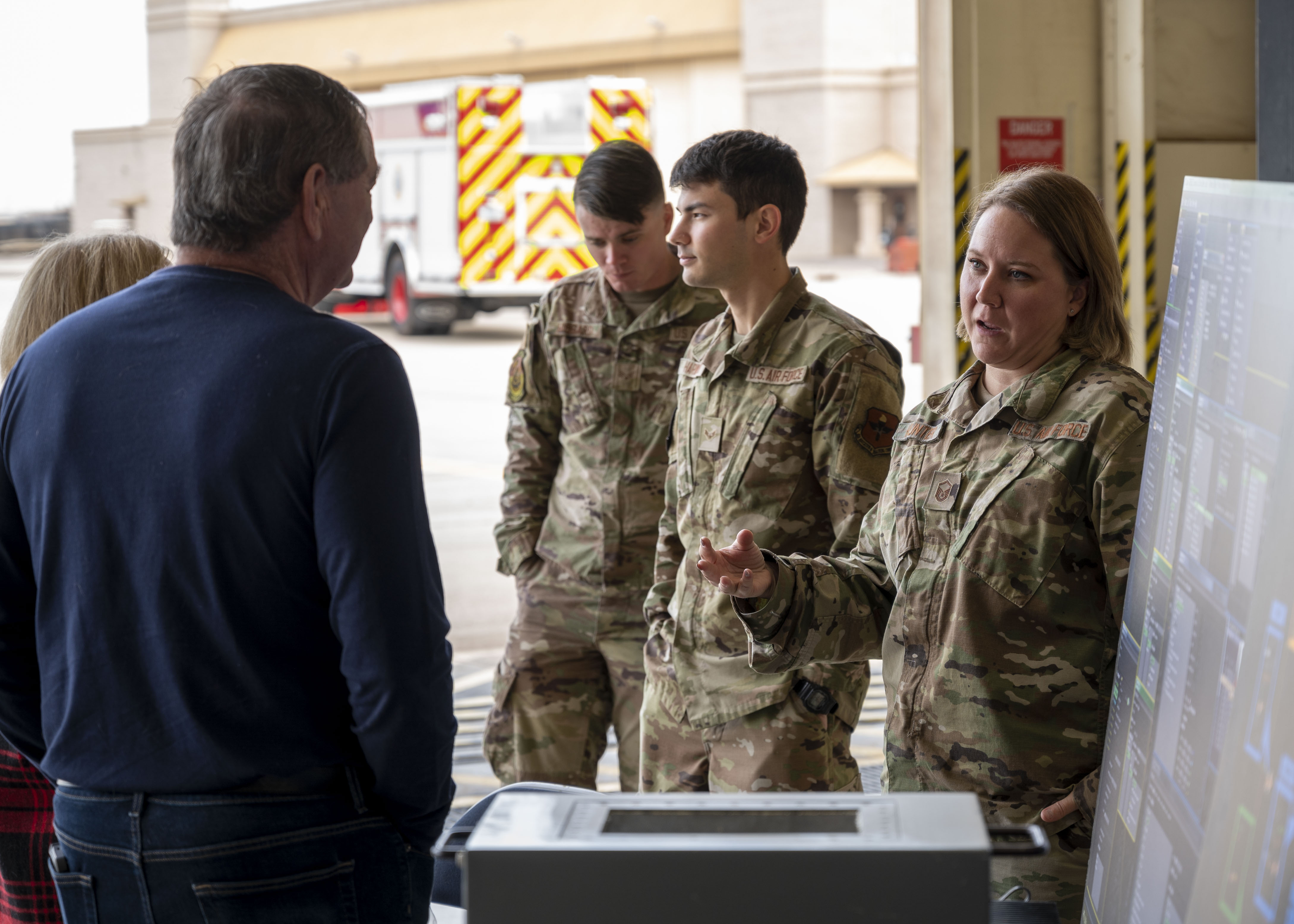 56th Operations, Maintenance Groups Conduct Open House > Luke Air Force ...