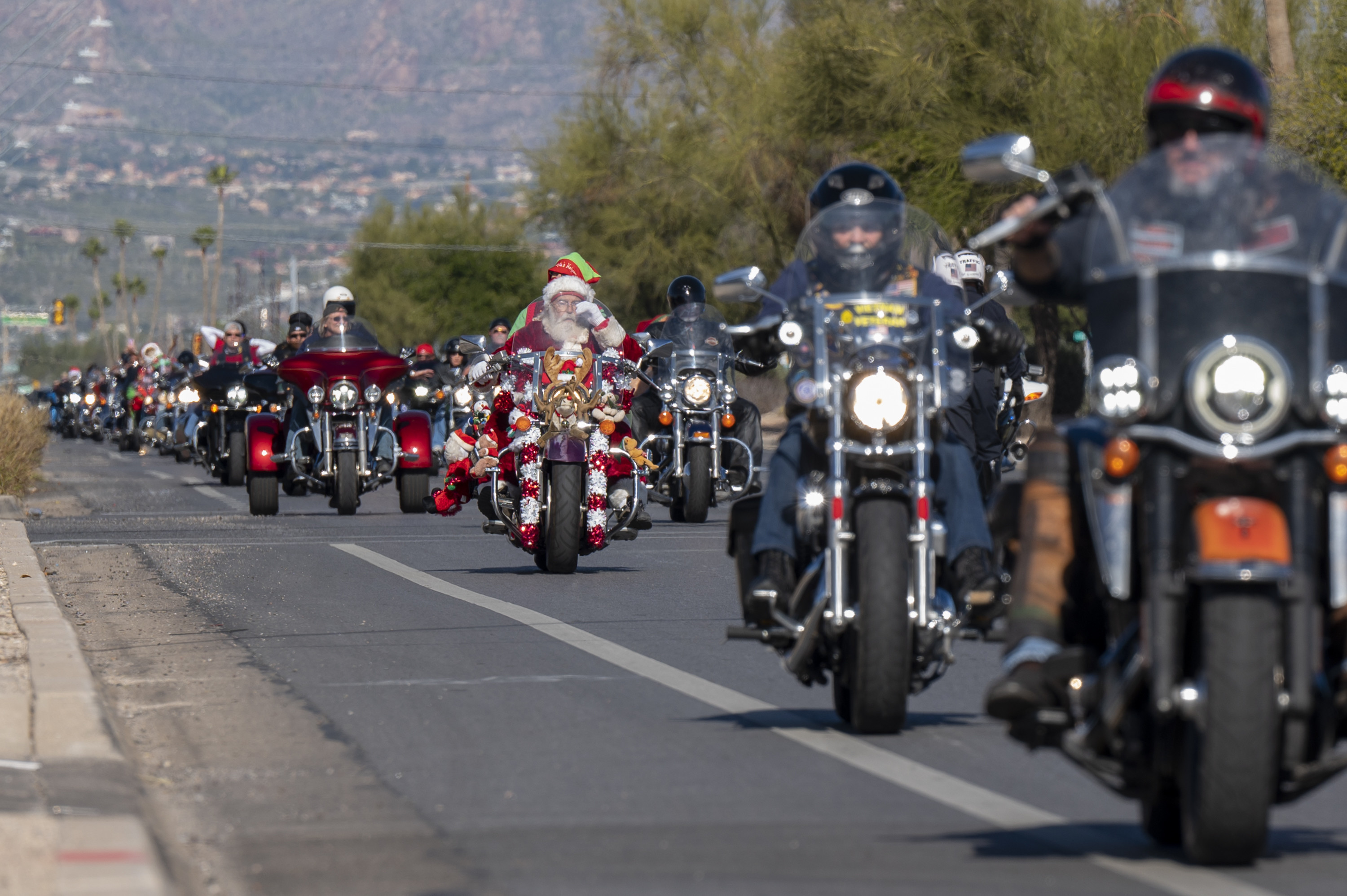 Local motorcycle club hosts toy parade for military families > Davis ...