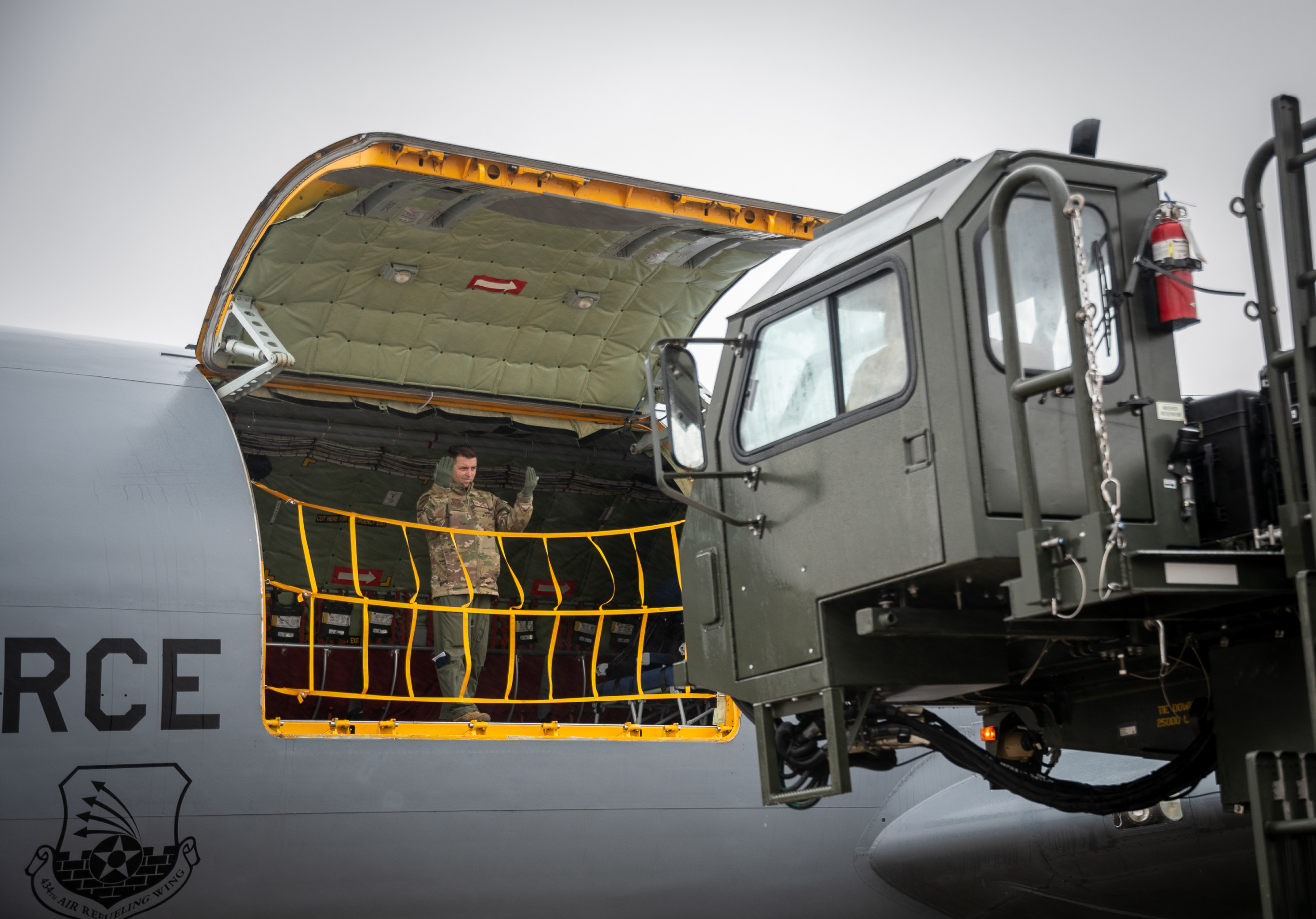 932nd Aeromedical Evacuation Squadron travels off-site for readiness ...
