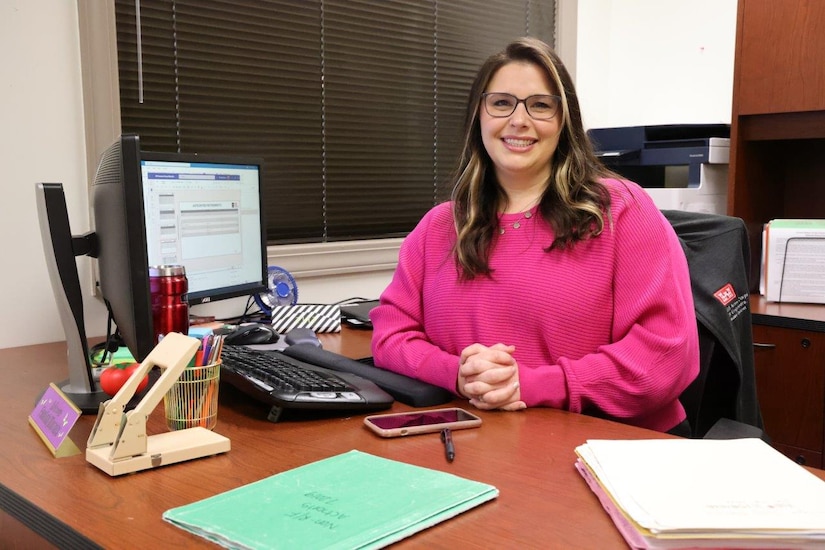 Caring and customer service skills define senior HR specialist > Mobile ...