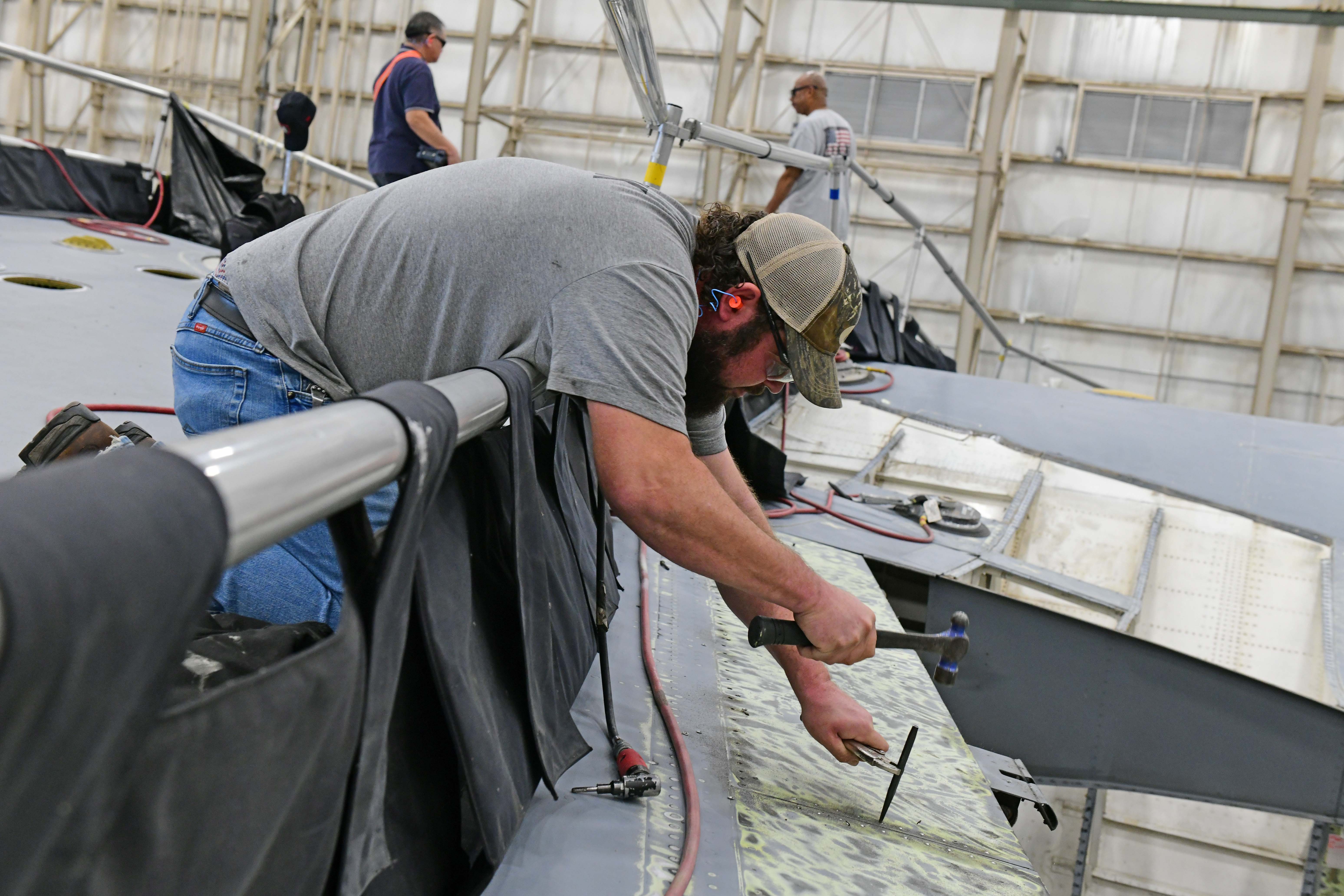 WR-ALC: Providing quality C-17 Globemaster aircraft maintenance to the ...