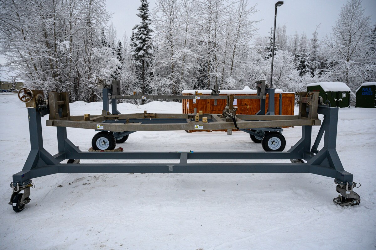 354th MXS’ innovative canopy trailer mount enhances Arctic readiness ...