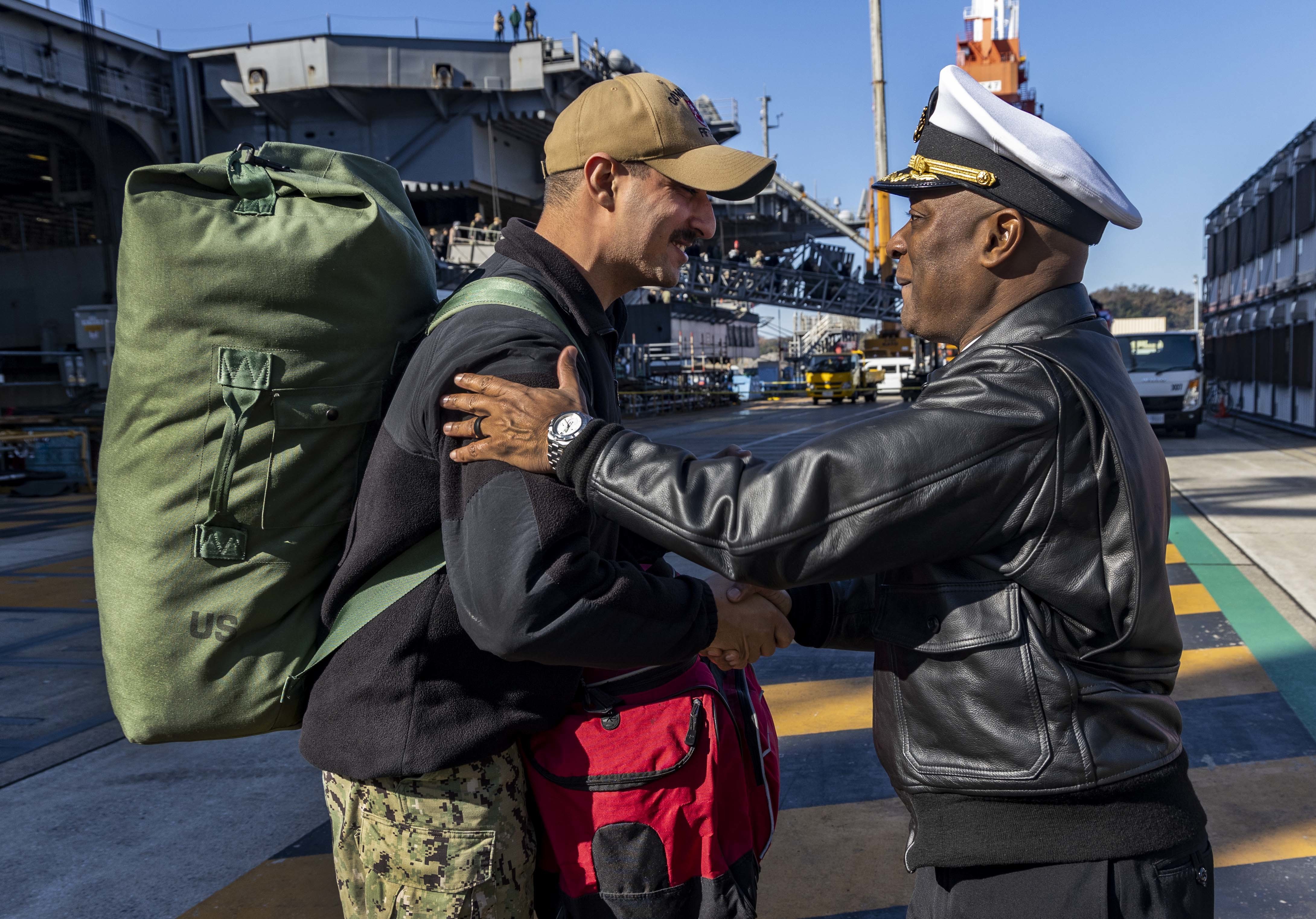 DESRON 15 Completes 2022 Deployment with USS Ronald Reagan > United ...