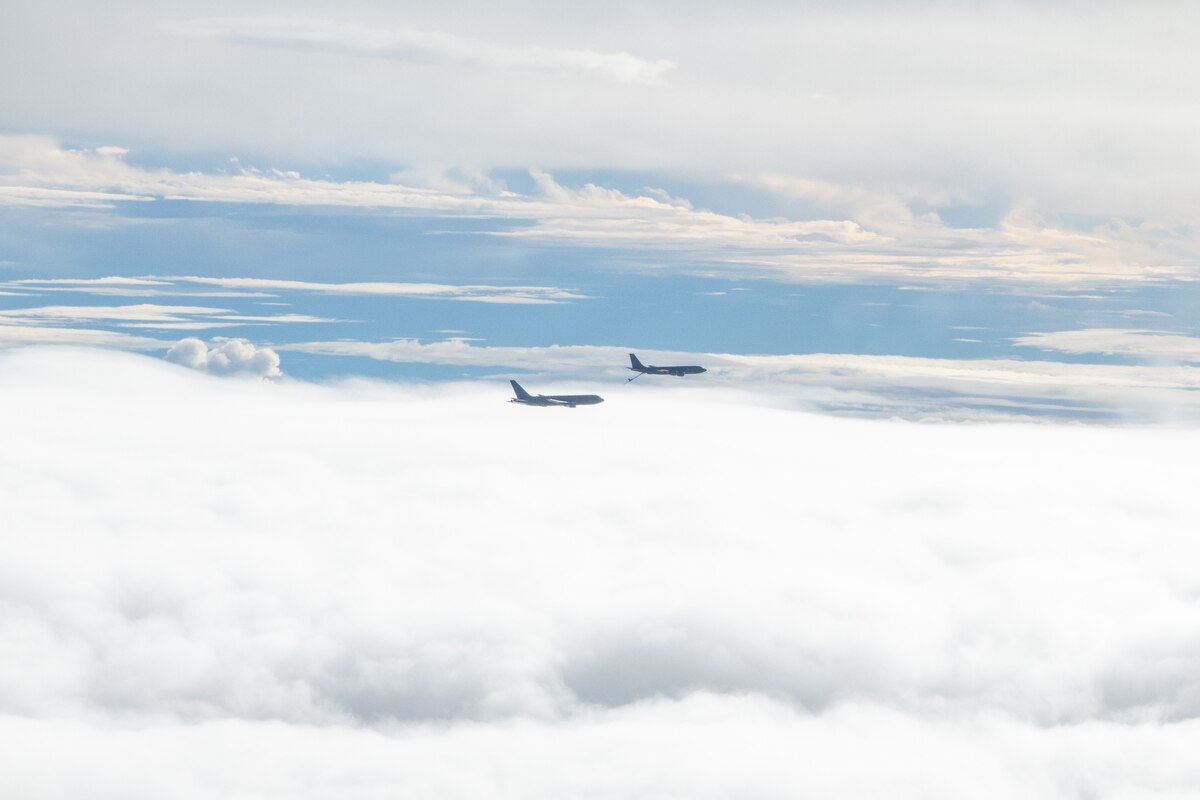 KC-46 performs first operational long-endurance flight > Air Mobility ...